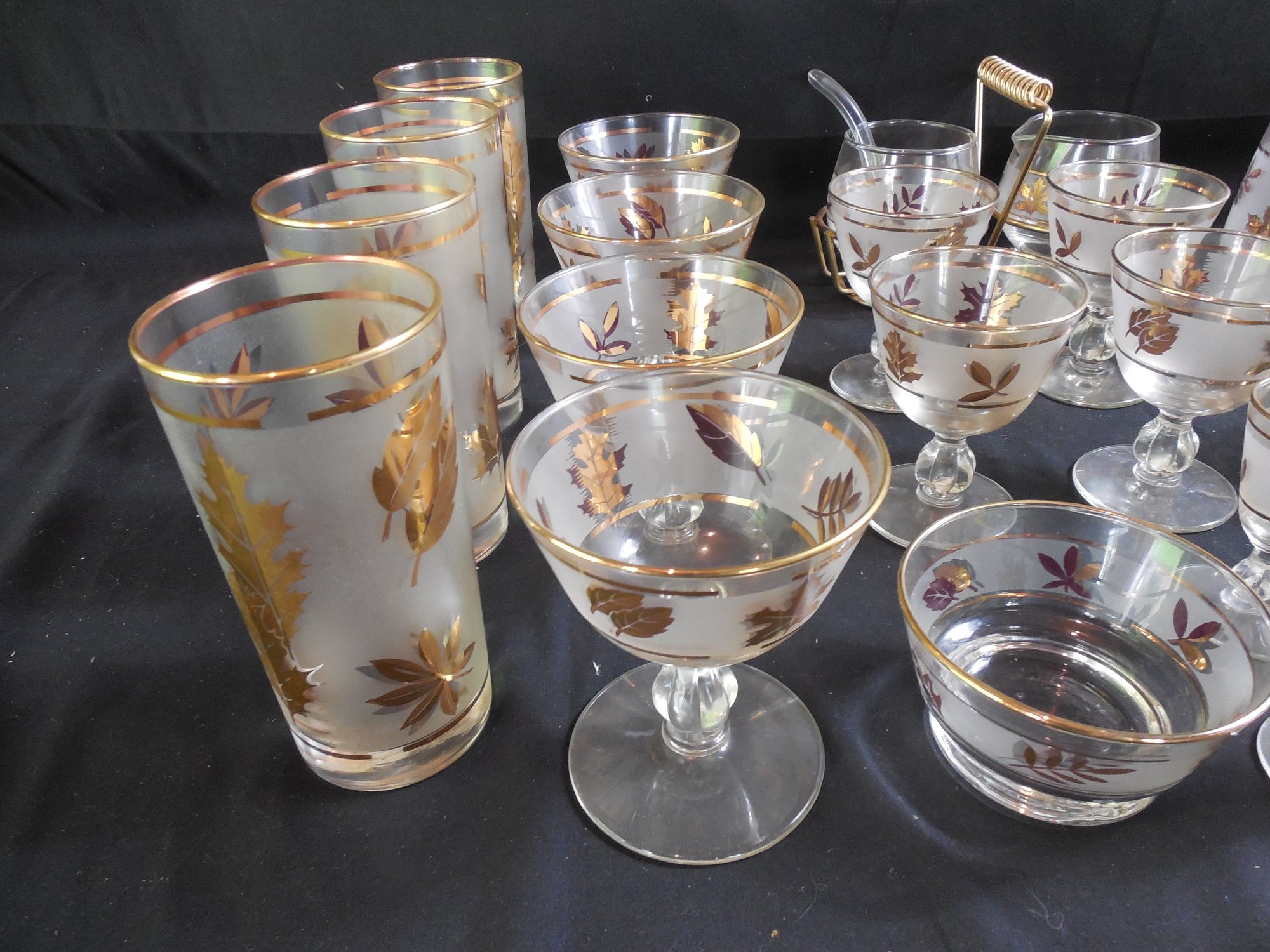 Large Lot Of Vintage Libby Golden Foliage Glass Drinkware Tumblers, Stemware & More #6097 ...