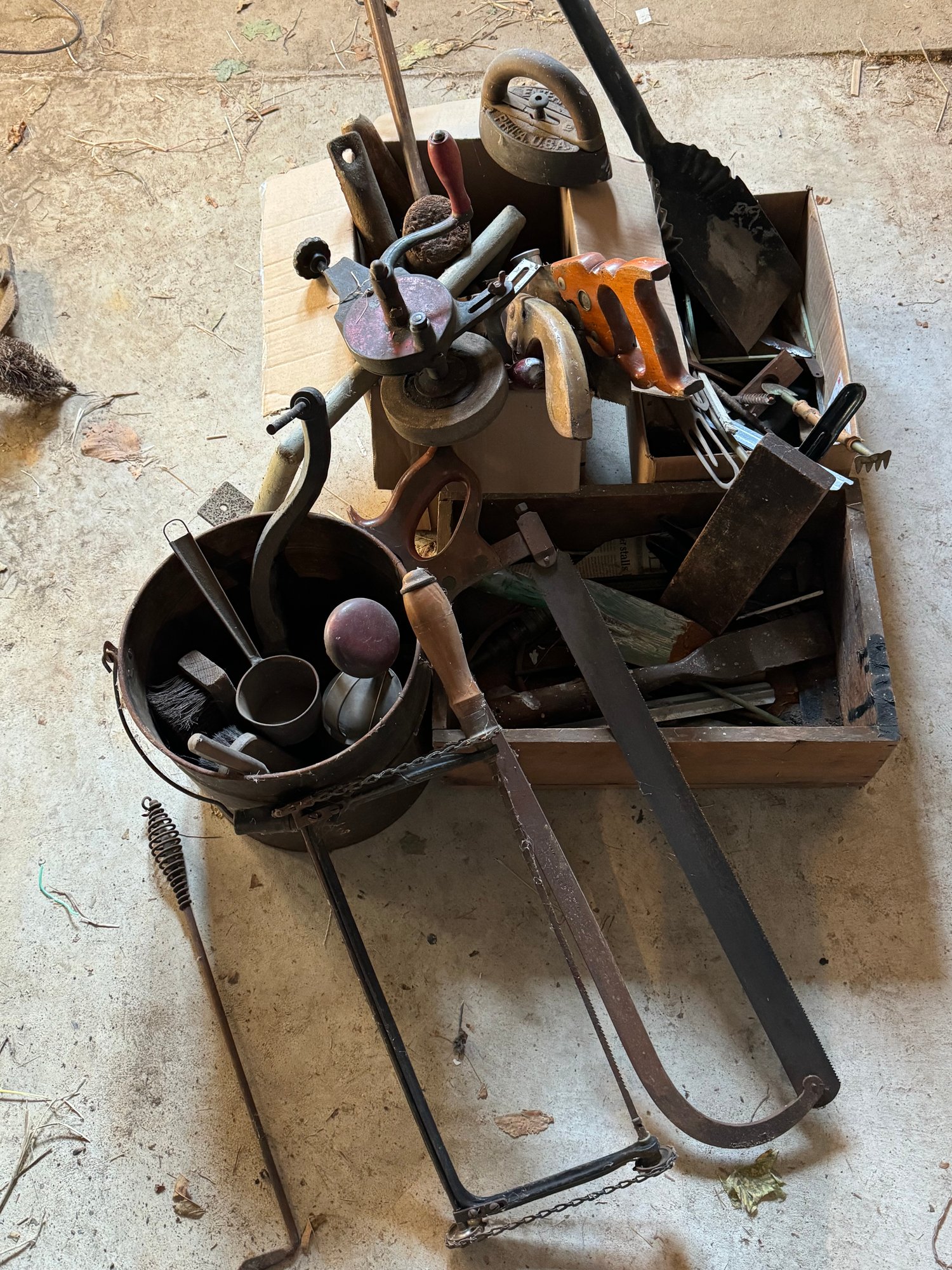 Group Of Misc Hand Tools And More #115933 | Auctionninja.com