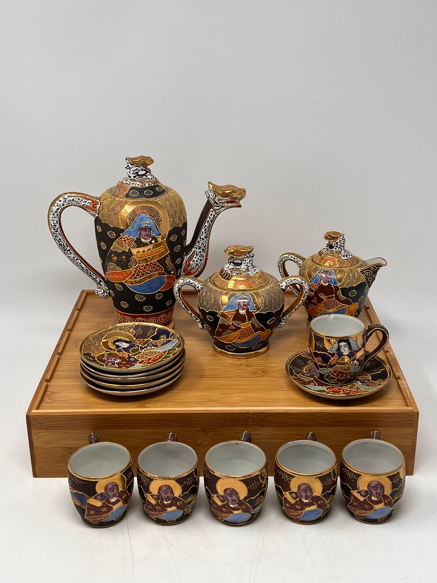 Vintage Satsuma Moriage Dragon Ware Teapot Set #111588 | Auctionninja.com