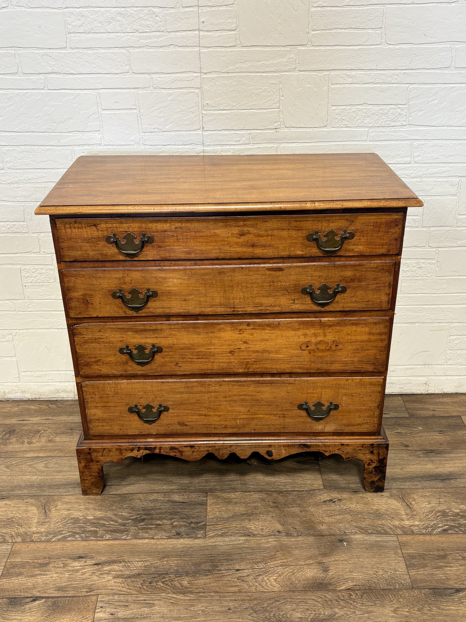Antique Chippendale Style Chest Of Drawers #144210 | Auctionninja.com