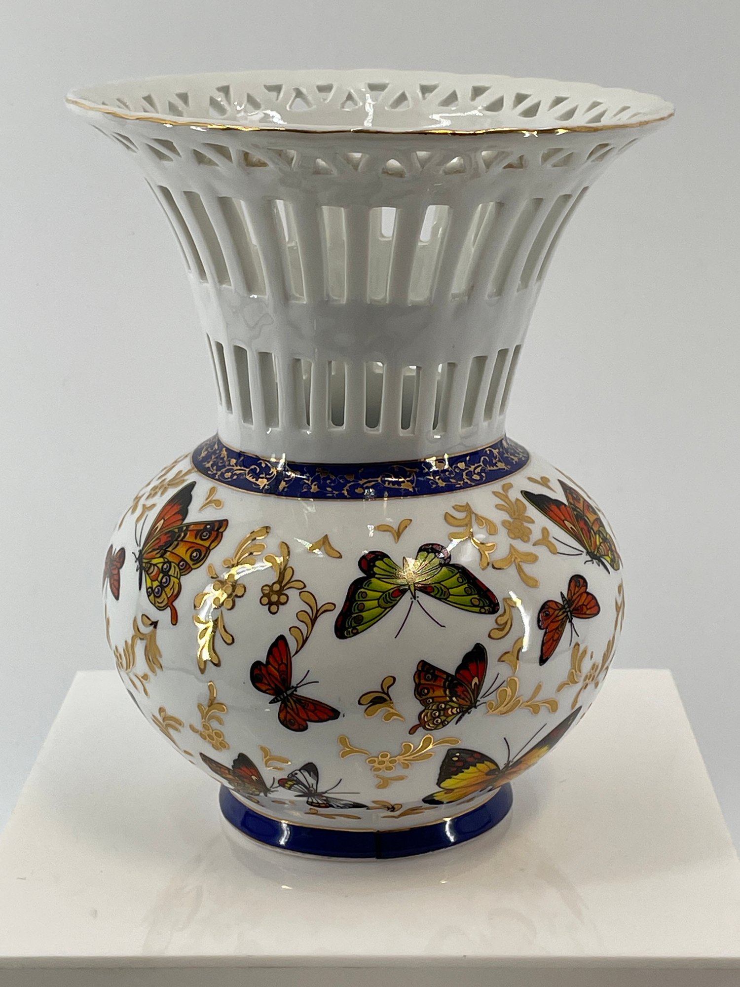 Vintage Formalities By Baum Bros Butterfly Collection Vase #154156 ...