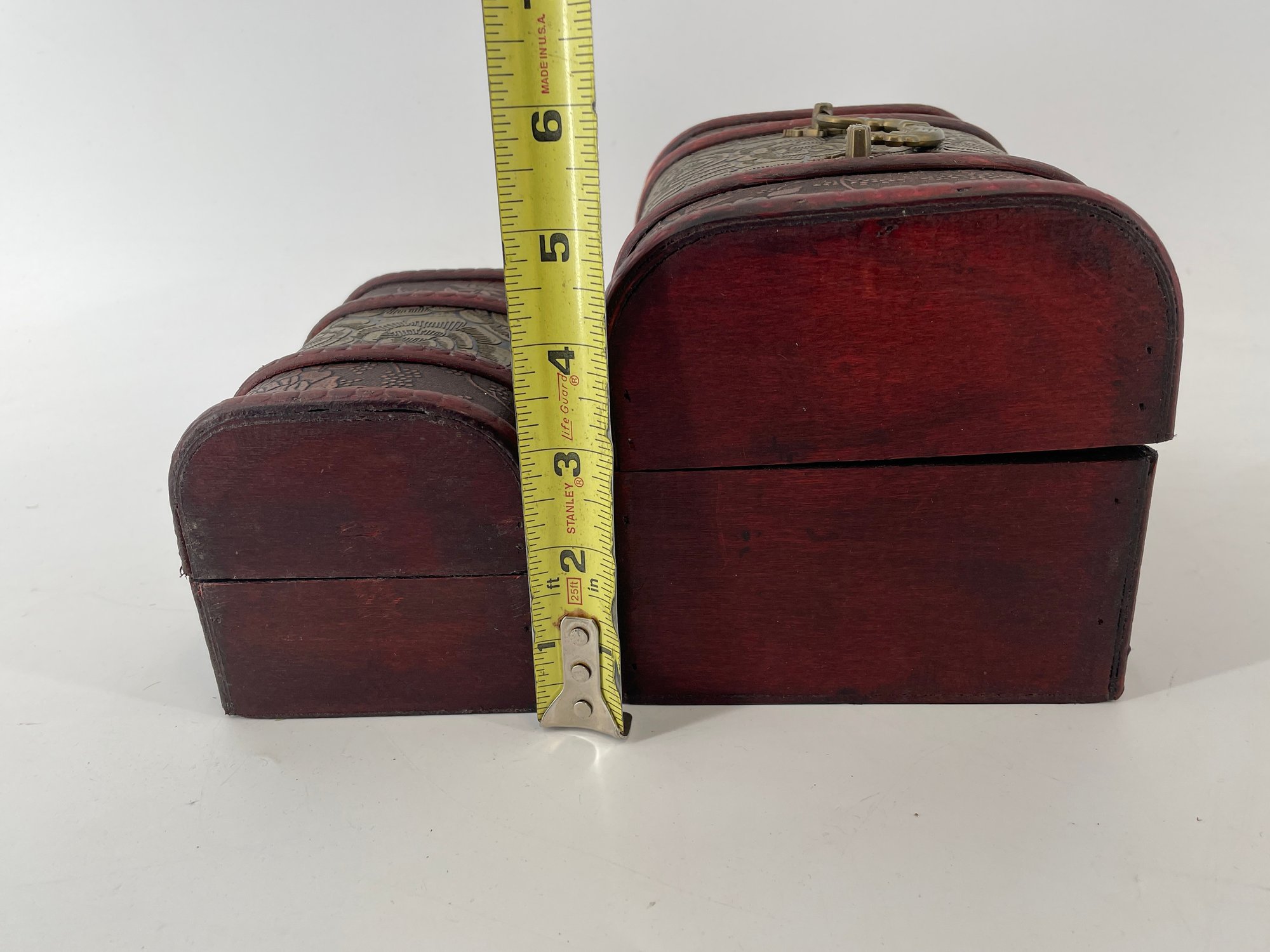 2 Small Asian Boxes #140786 | Auctionninja.com