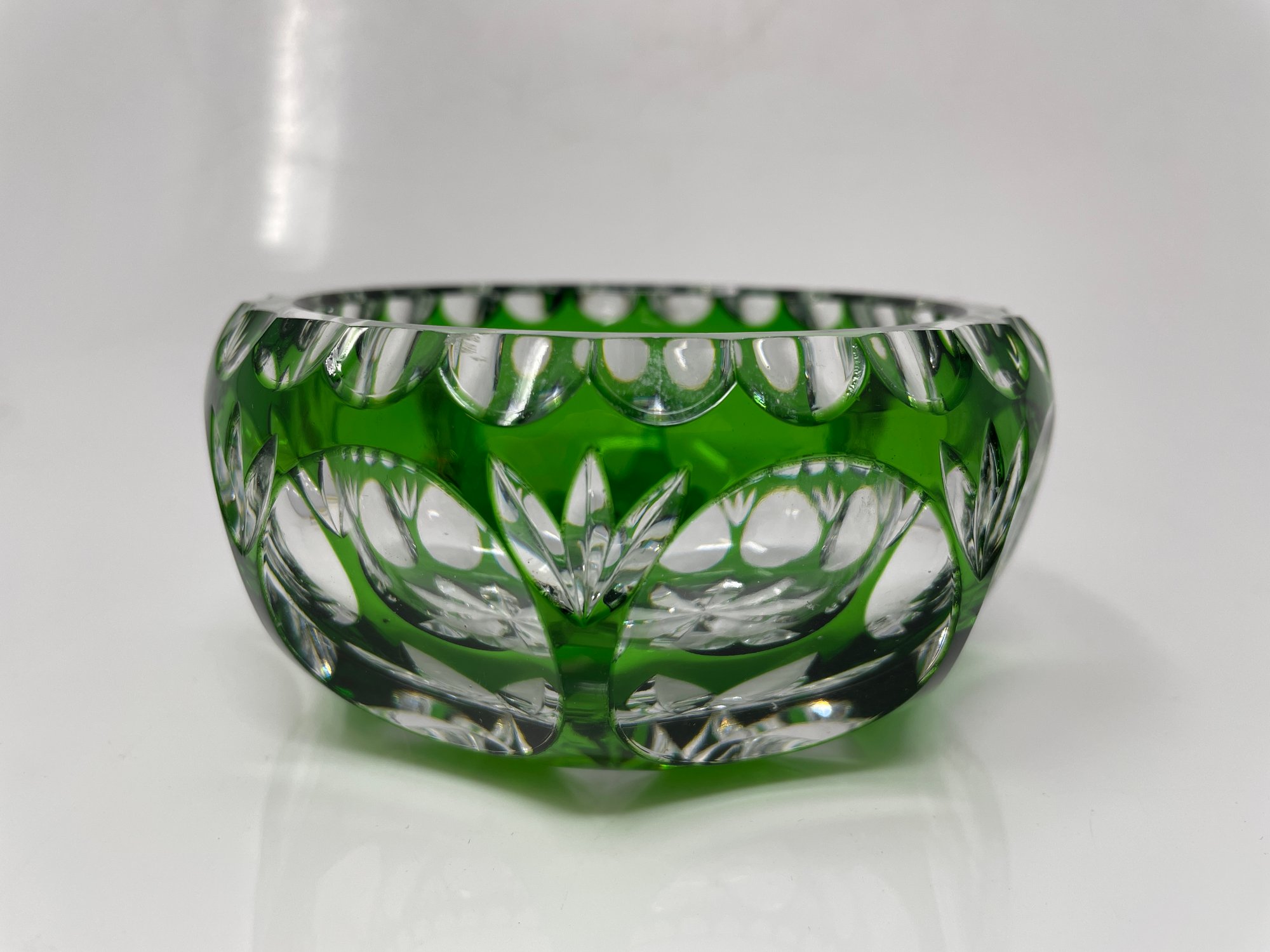 Vintage Emerald Cut Crystal Bowl Beyer Blerkristan #123078 | Auctionninja.com