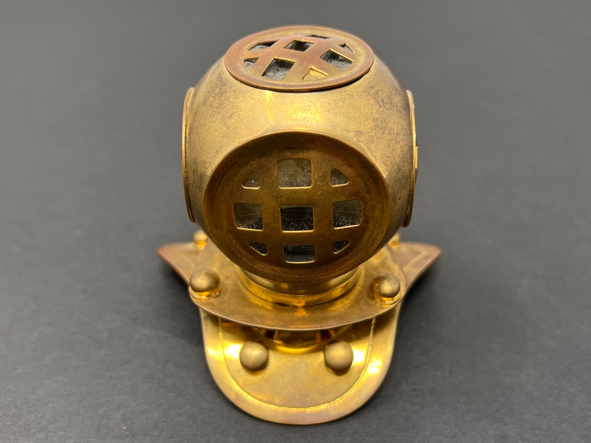 Desktop Brass Diving Bell #113216 | Auctionninja.com