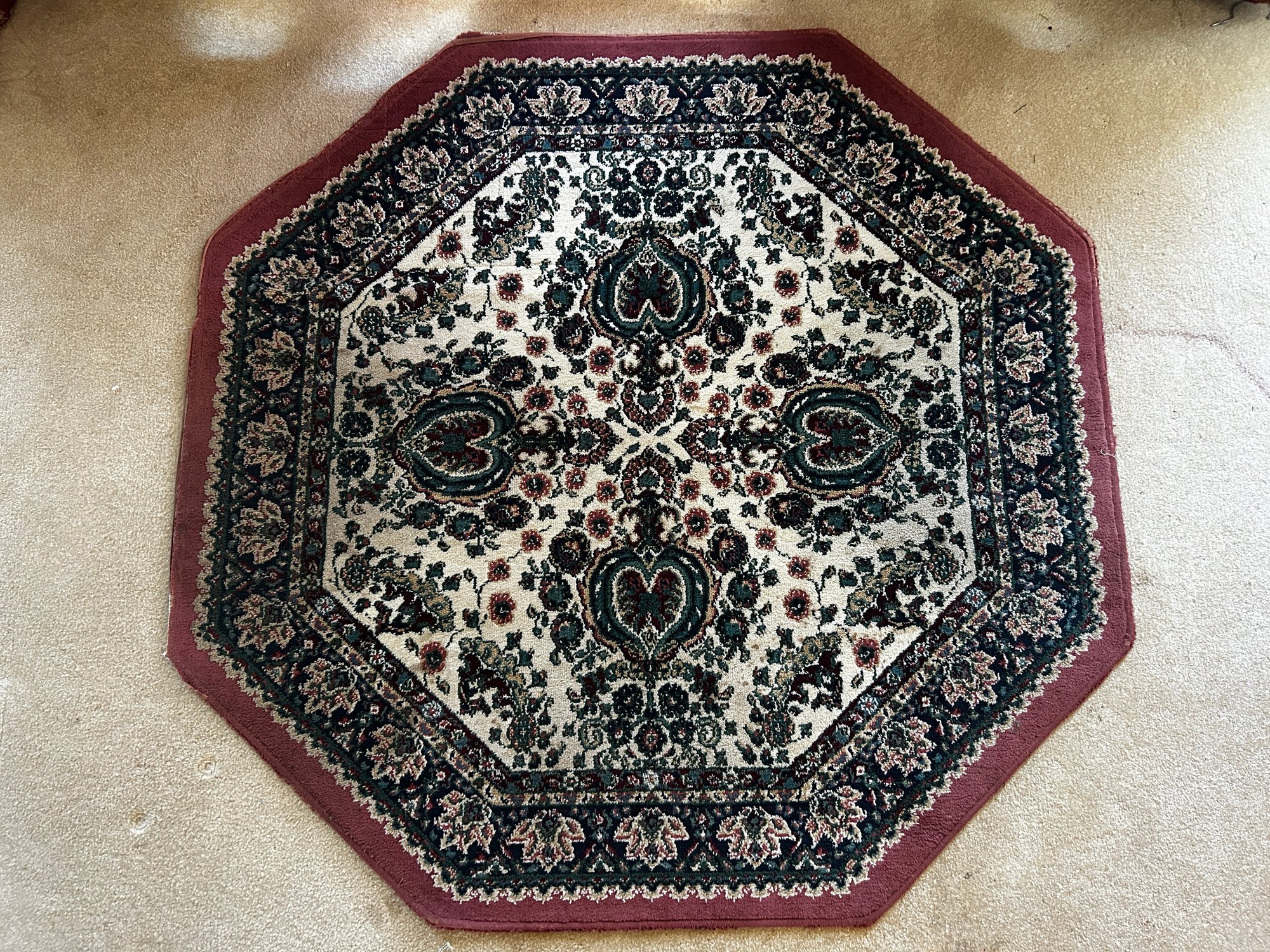 Vintage Octagonal Carpet 55