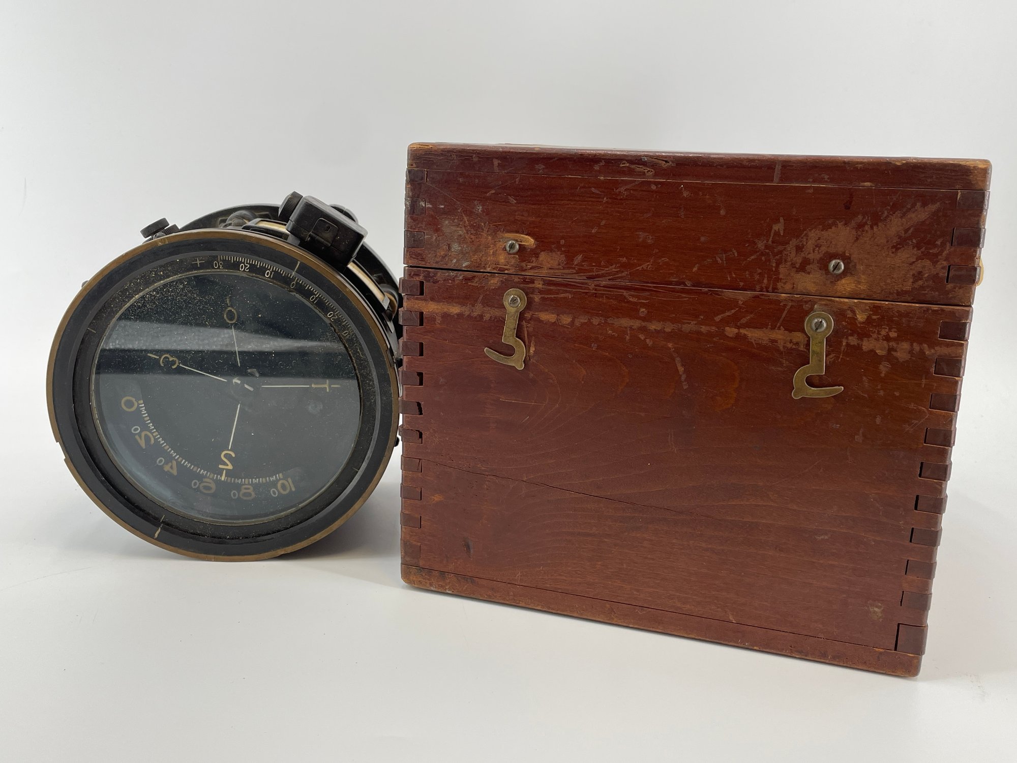 WW2 Japanese Aircraft Compass #135944 | Auctionninja.com