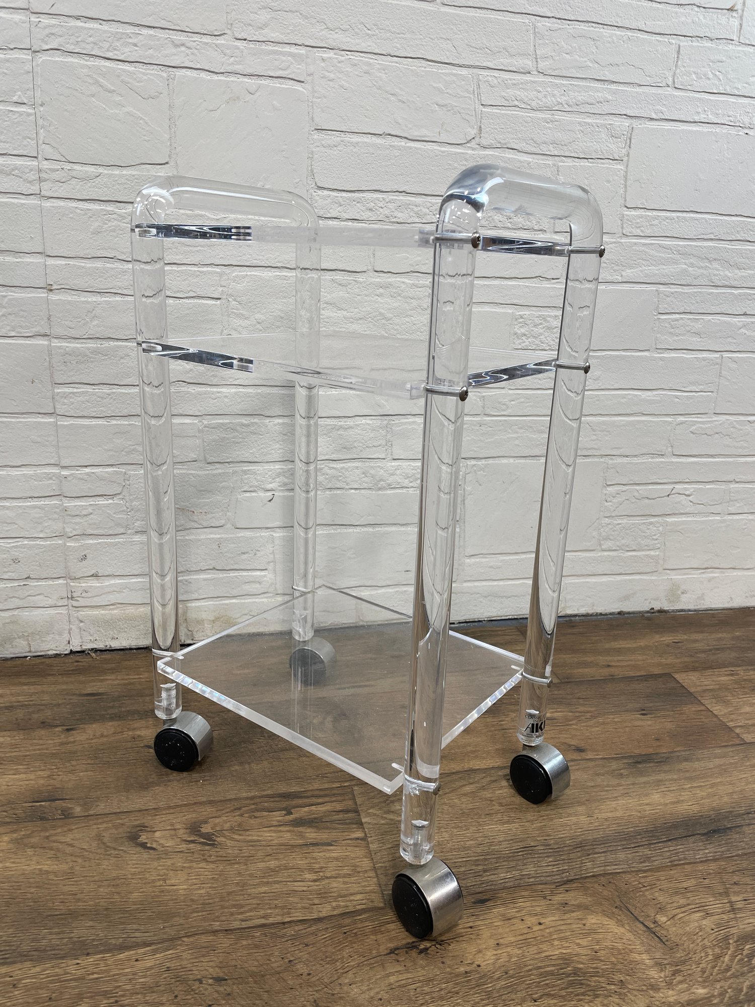 Mid Century Post Modern Lucite Bar Cart #108717 | Auctionninja.com