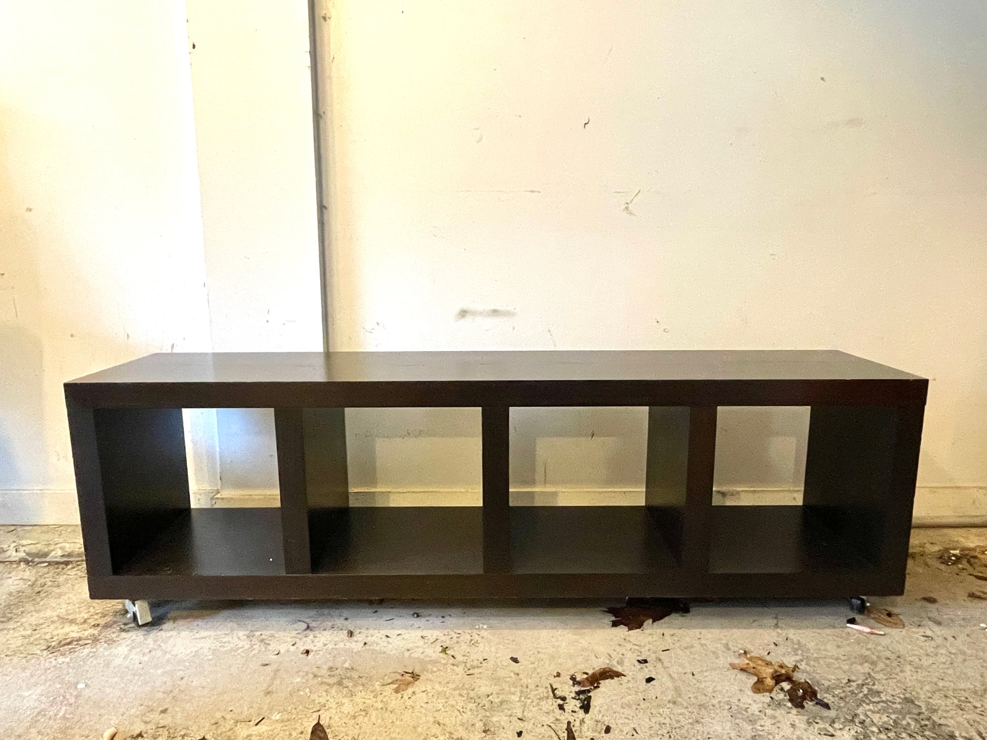 Wheeled Tv Console Table With Cubes #82712 | Auctionninja.com