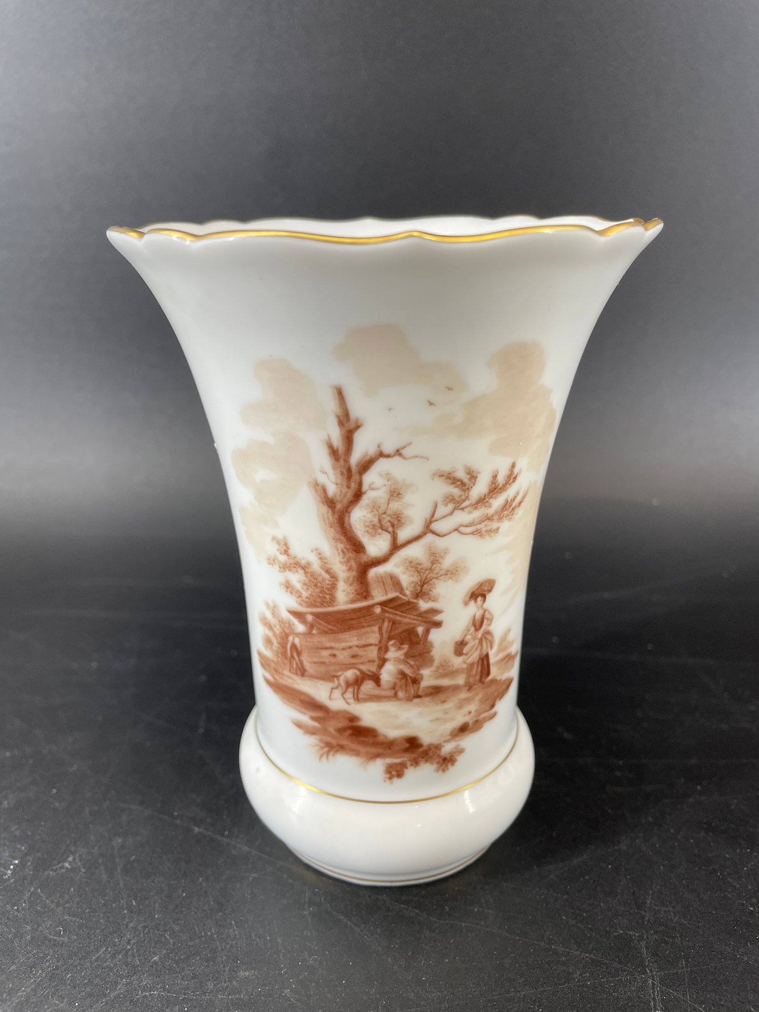 Kaiser Germany Porcelain Vase #160441 | Auctionninja.com