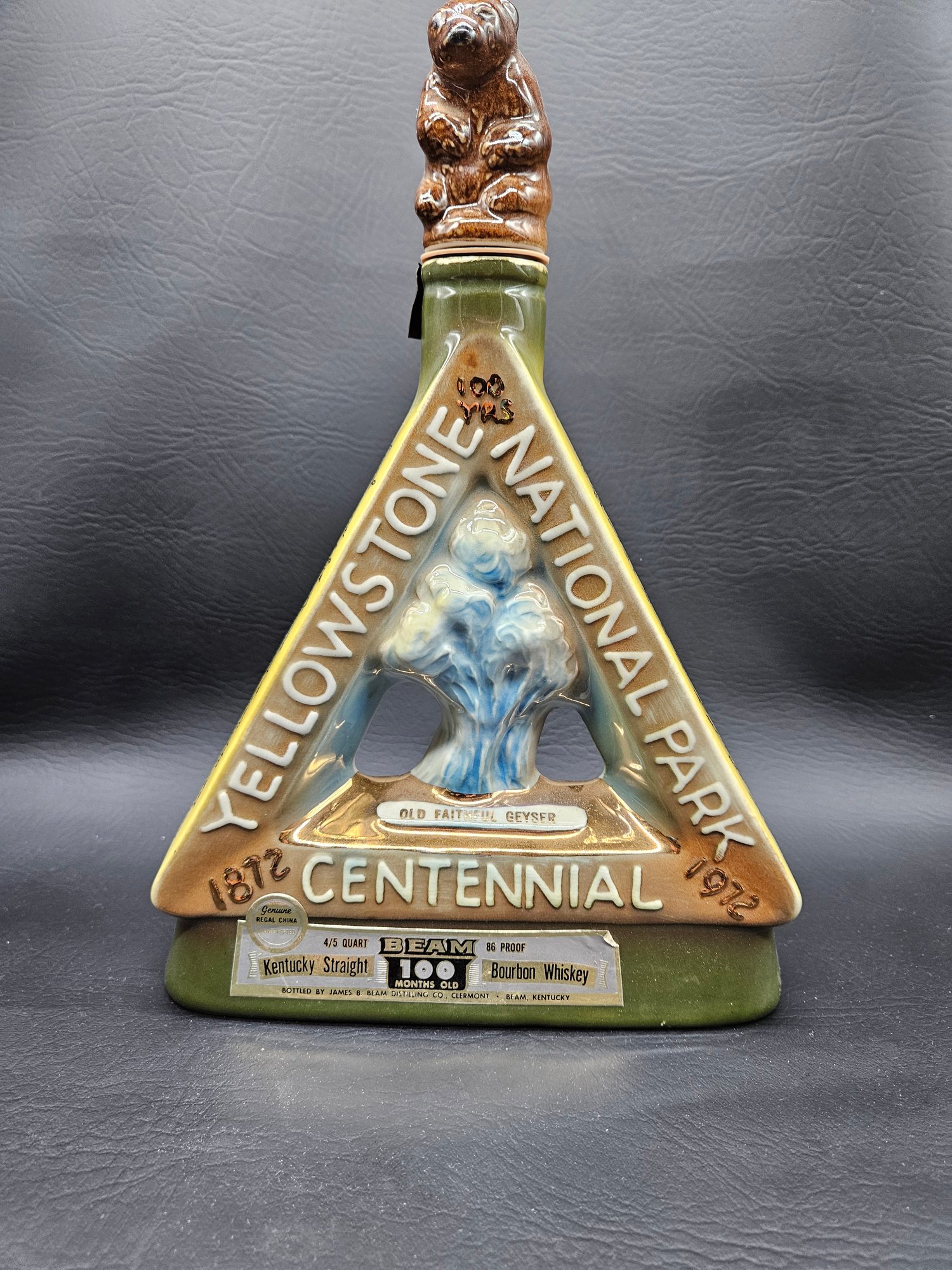 B35 - 1972 Jim Beam Yellowstone Decanter - 11.5" - LOCAL PICKUP ONLY ...
