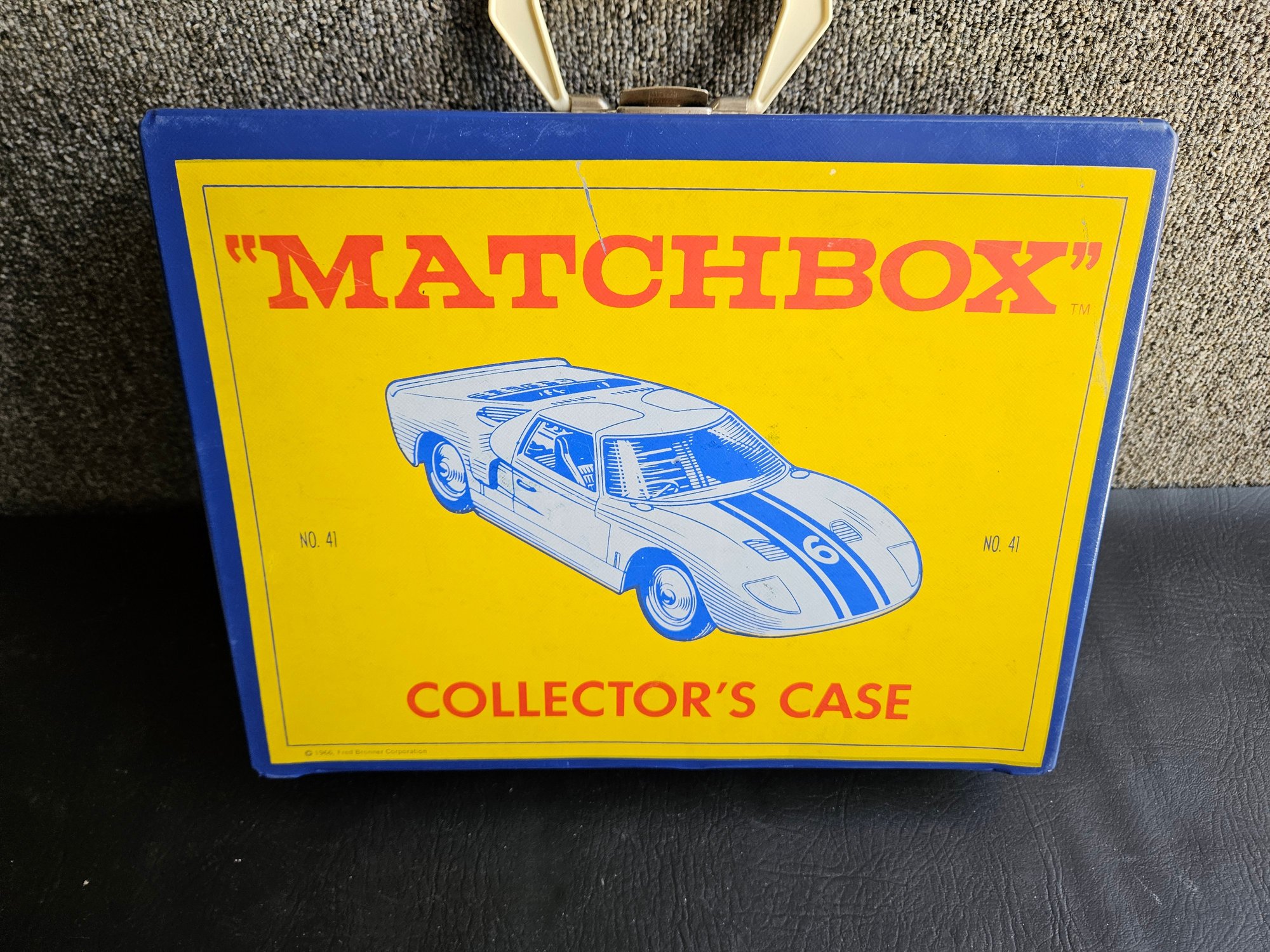 F251 - 1966 Fred Bronner Corp Matchbox Collectors Case - Very Good ...