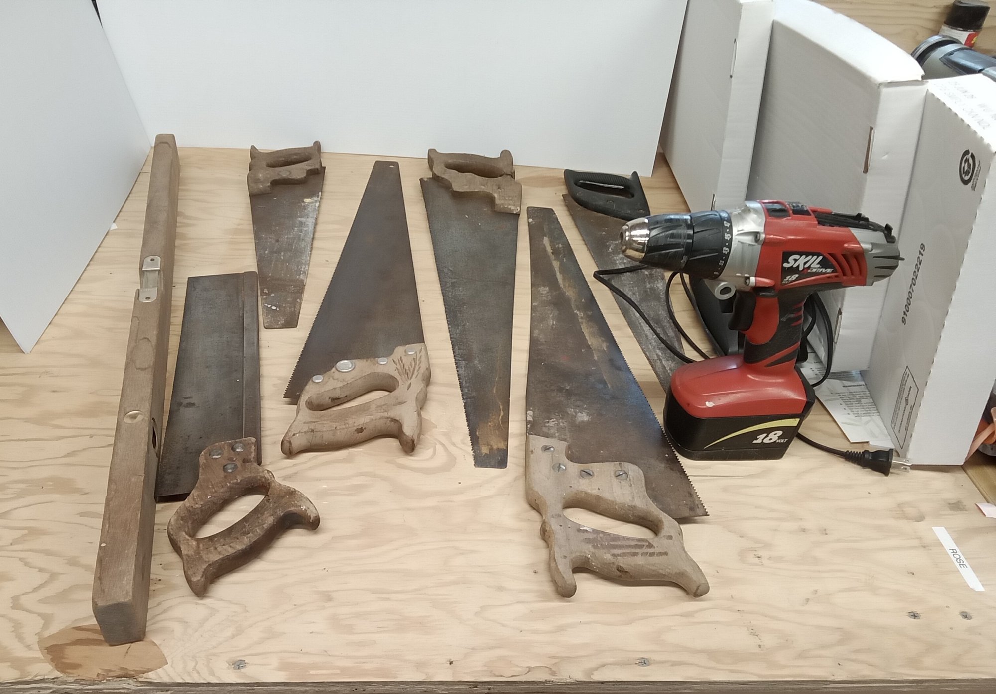 SKIL Cordless Drill With Charger And Two Batteries TESTED, Hand Saws ...