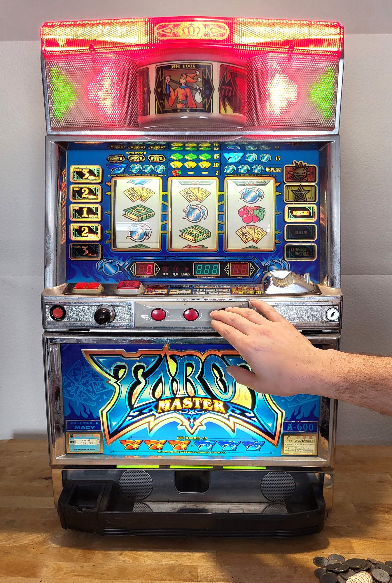 Vintage "Tarot Master" Macy A-600 Skill Stop Slot Machine #3885 ...