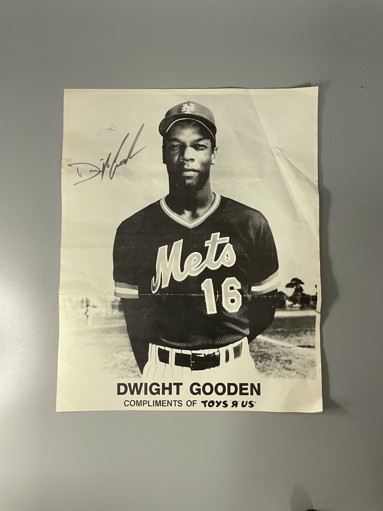 Dwight Gooden Compliments Of Toys R US Vintage Autographed Print #1544 ...