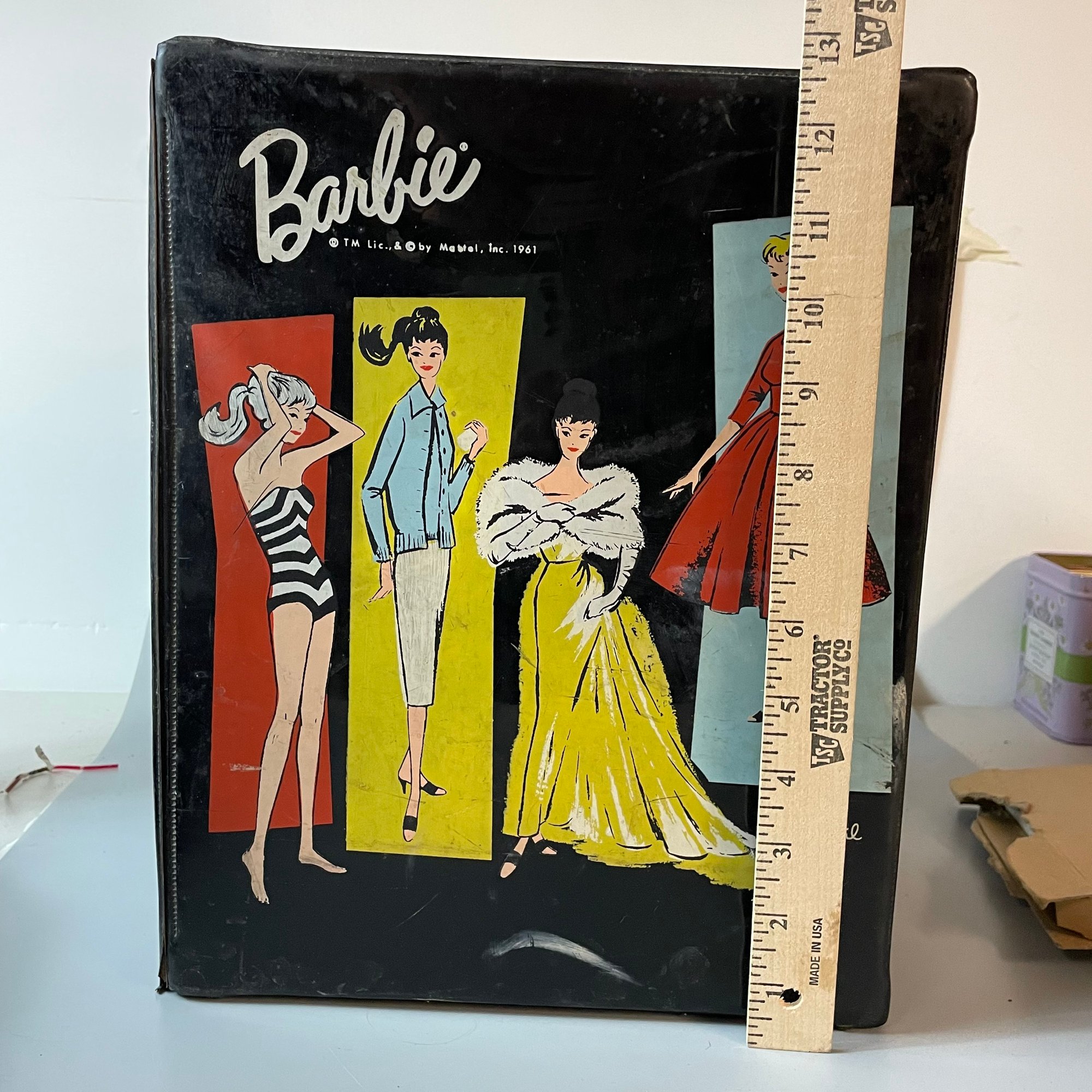Vintage Barbie Case 1961 Black Ponytail #1944 | Auctionninja.com