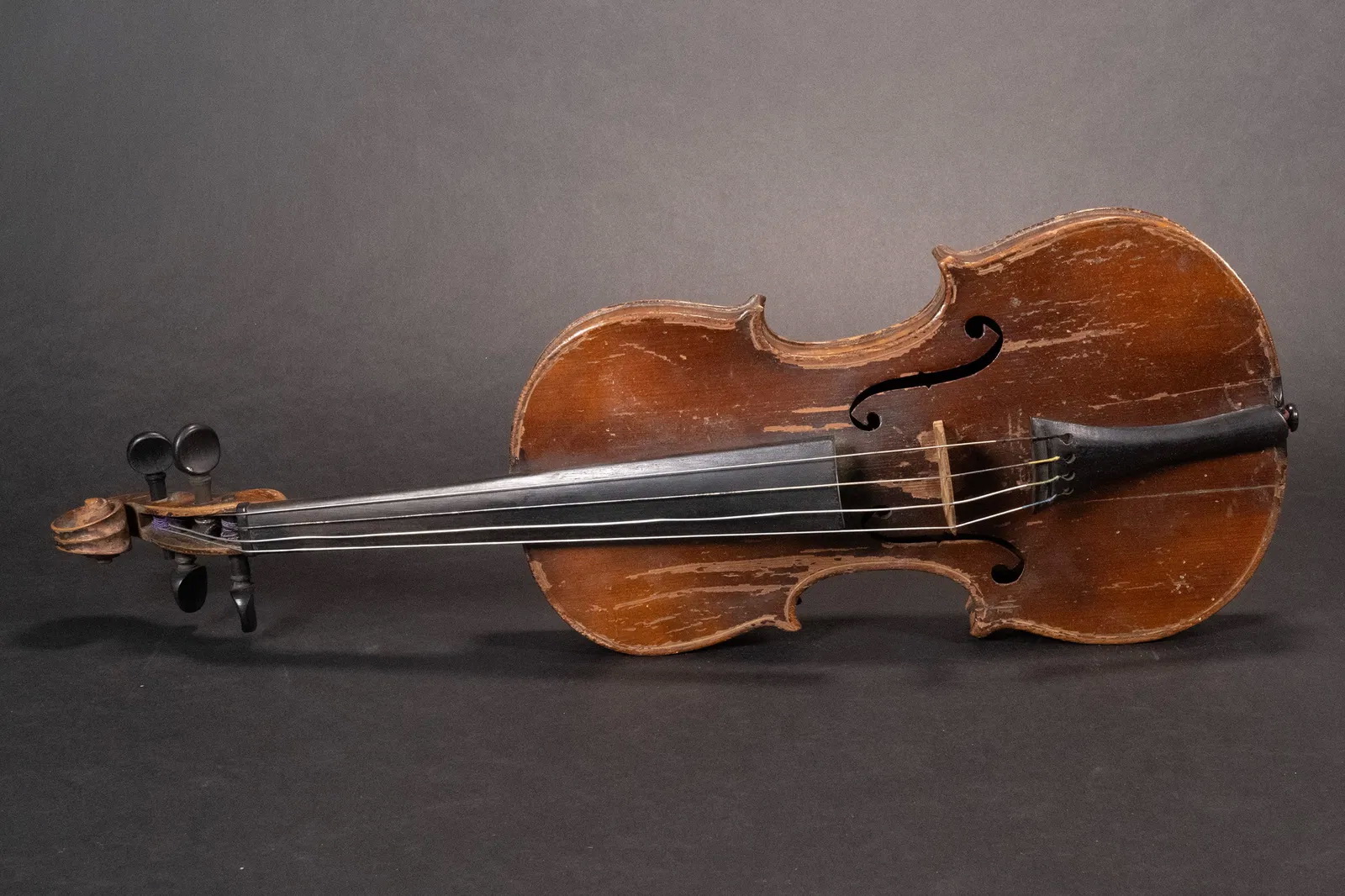 ANTIQUE ITALIAN VIOLIN #2588 | Auctionninja.com