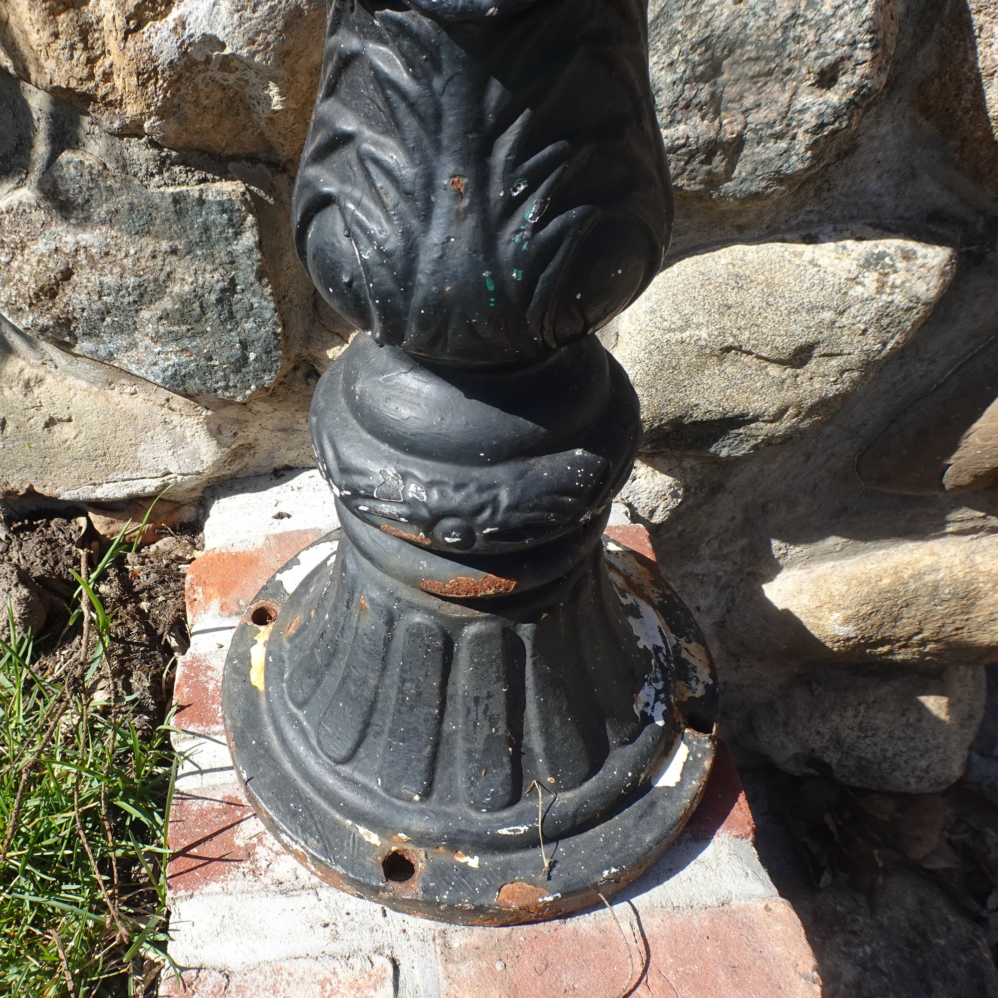 ANTIQUE HORSE HITCHING POST #1195 | Auctionninja.com