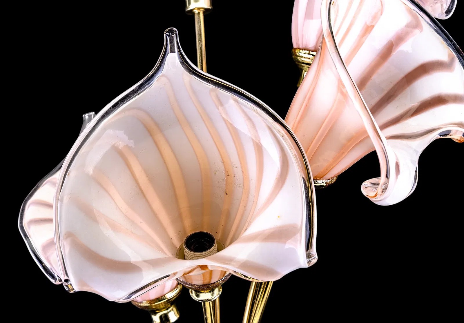 BEAUTIFUL VINTAGE MID CENTURY LARGE MURANO ART GLASS FLOWER SHADE LAMP ...