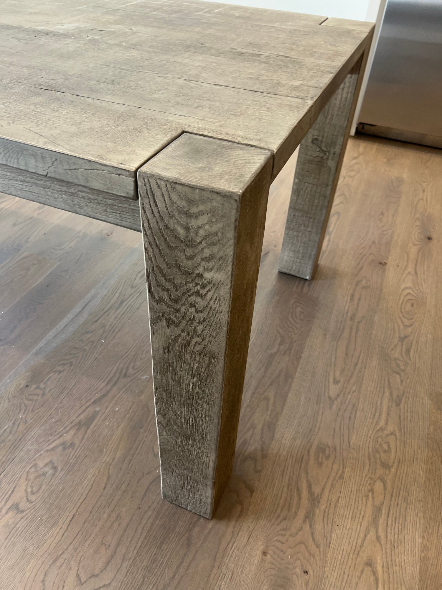 Restoration Hardware Reclaimed Oak Parsons Rectangular Dining Table #3446 | Auctionninja.com