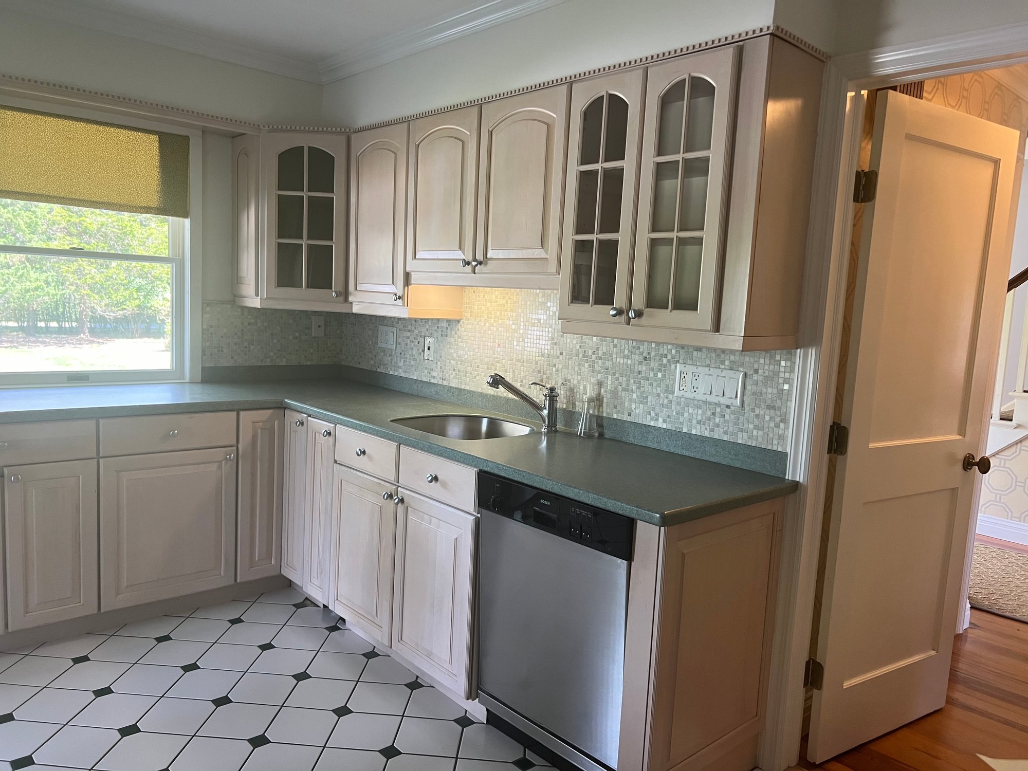 Kitchen Cabinets And Countertops (Appliances Separate) #7925 ...
