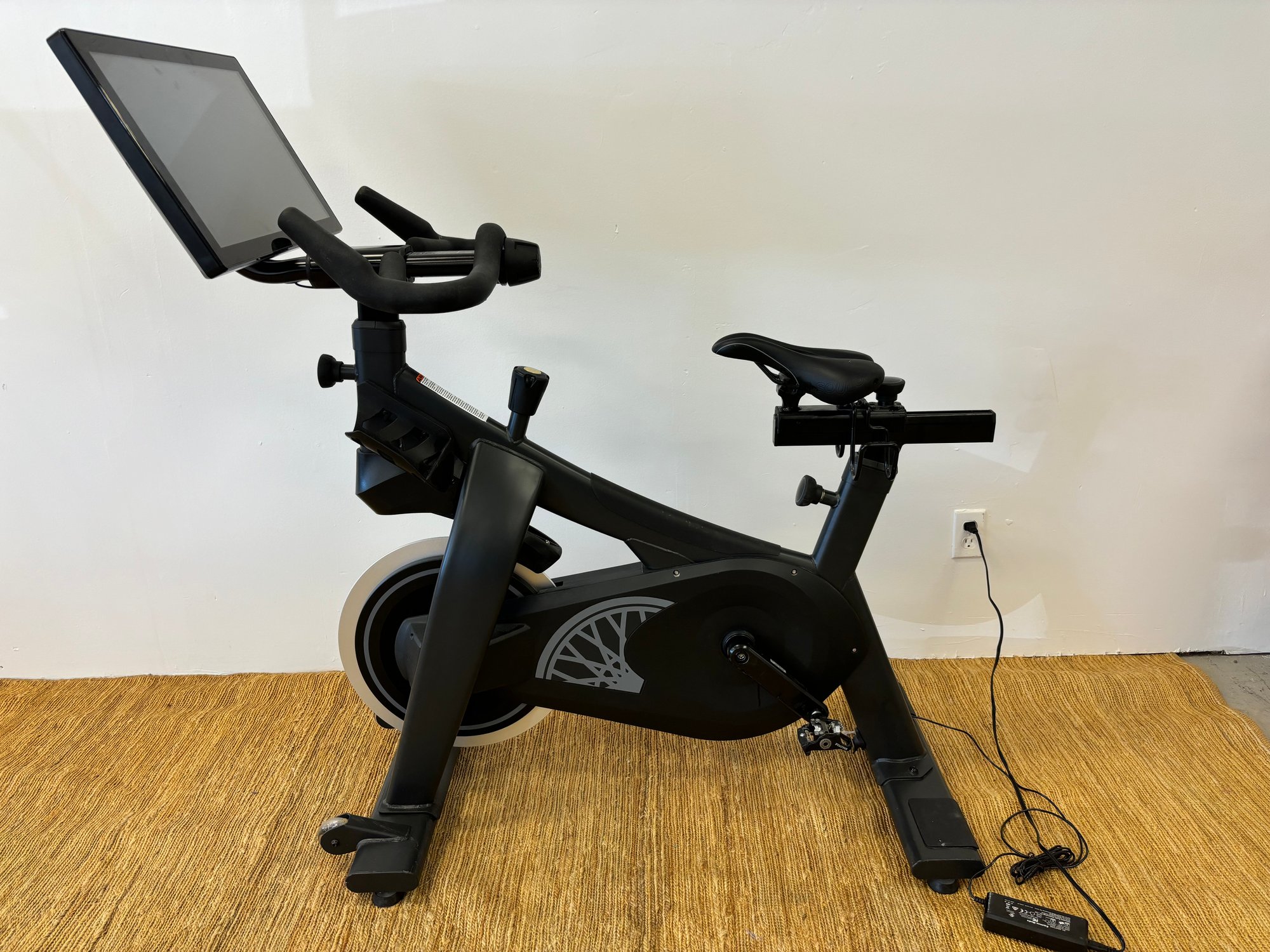Soul Cycle Stationary Bike #6732 | Auctionninja.com