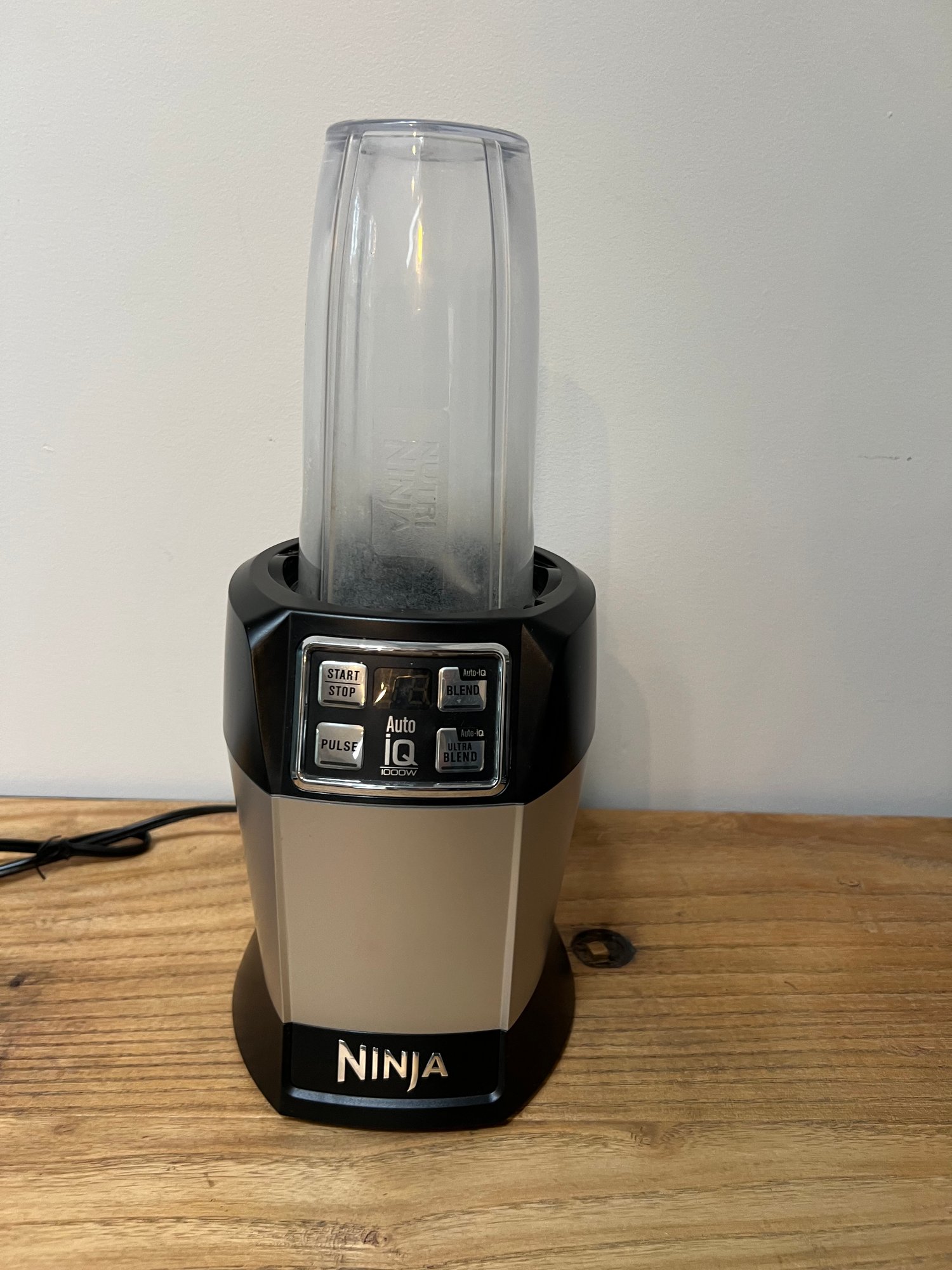 Ninja Personal Blender Auto IQ 1000W #3938 | Auctionninja.com
