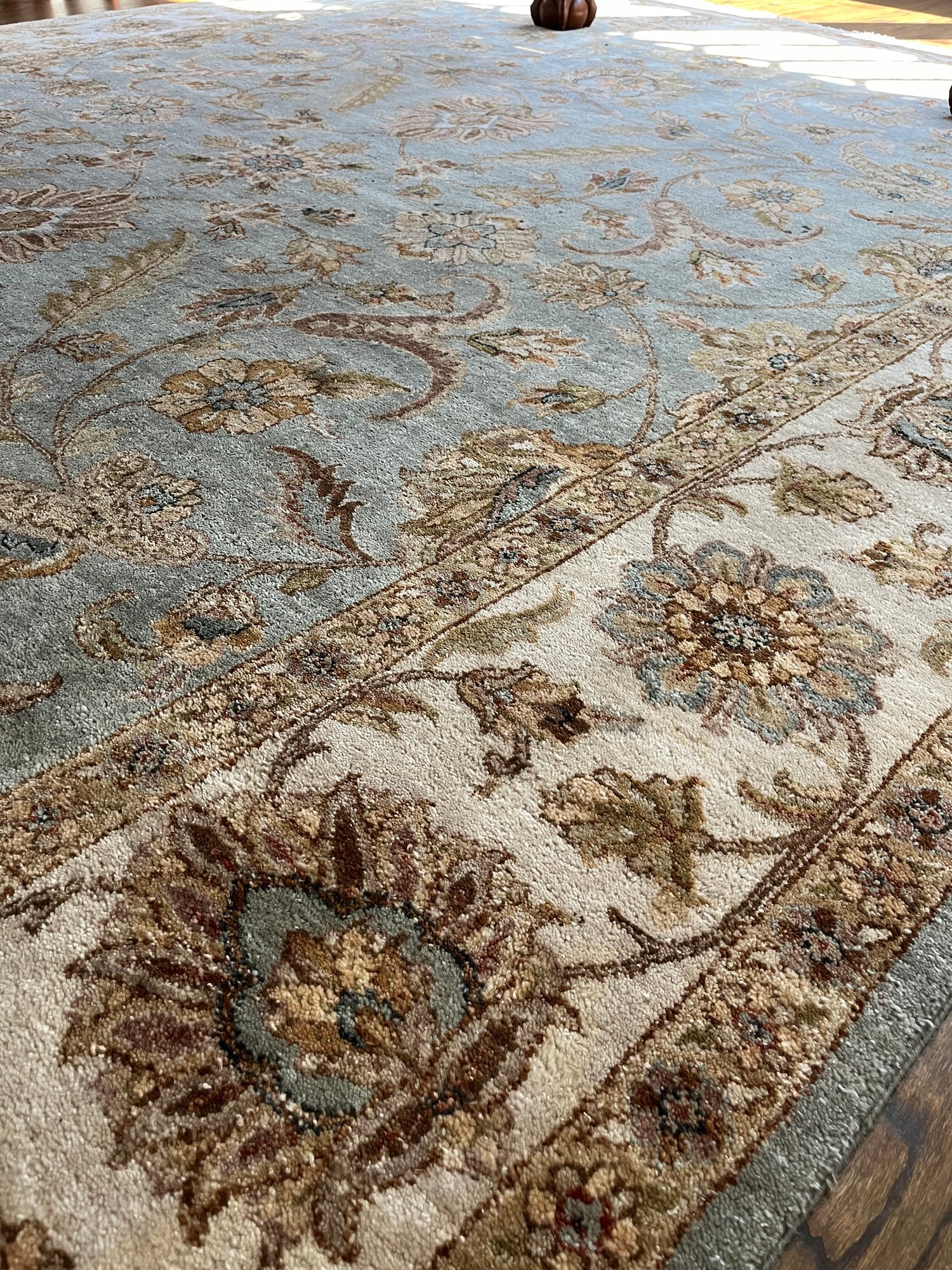 Blue And Cream Floral 9x12 Wool Area Rug #7395 | Auctionninja.com