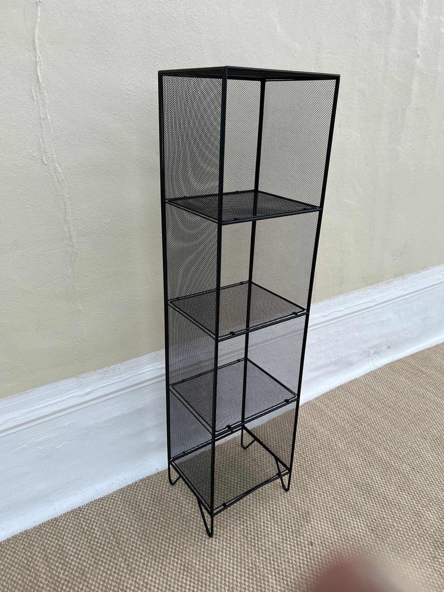 Black Metal Poliform Rack #9163 | Auctionninja.com