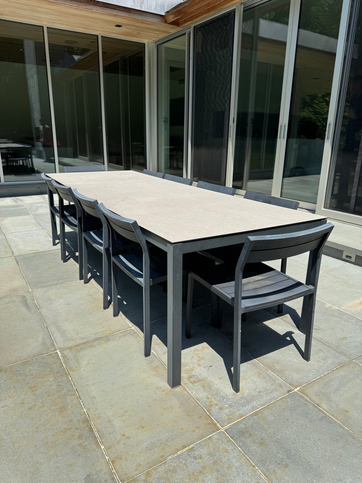 Outdoor Dining Table With 10 Eos Case Dining Chairs By Matthew Hilton ...