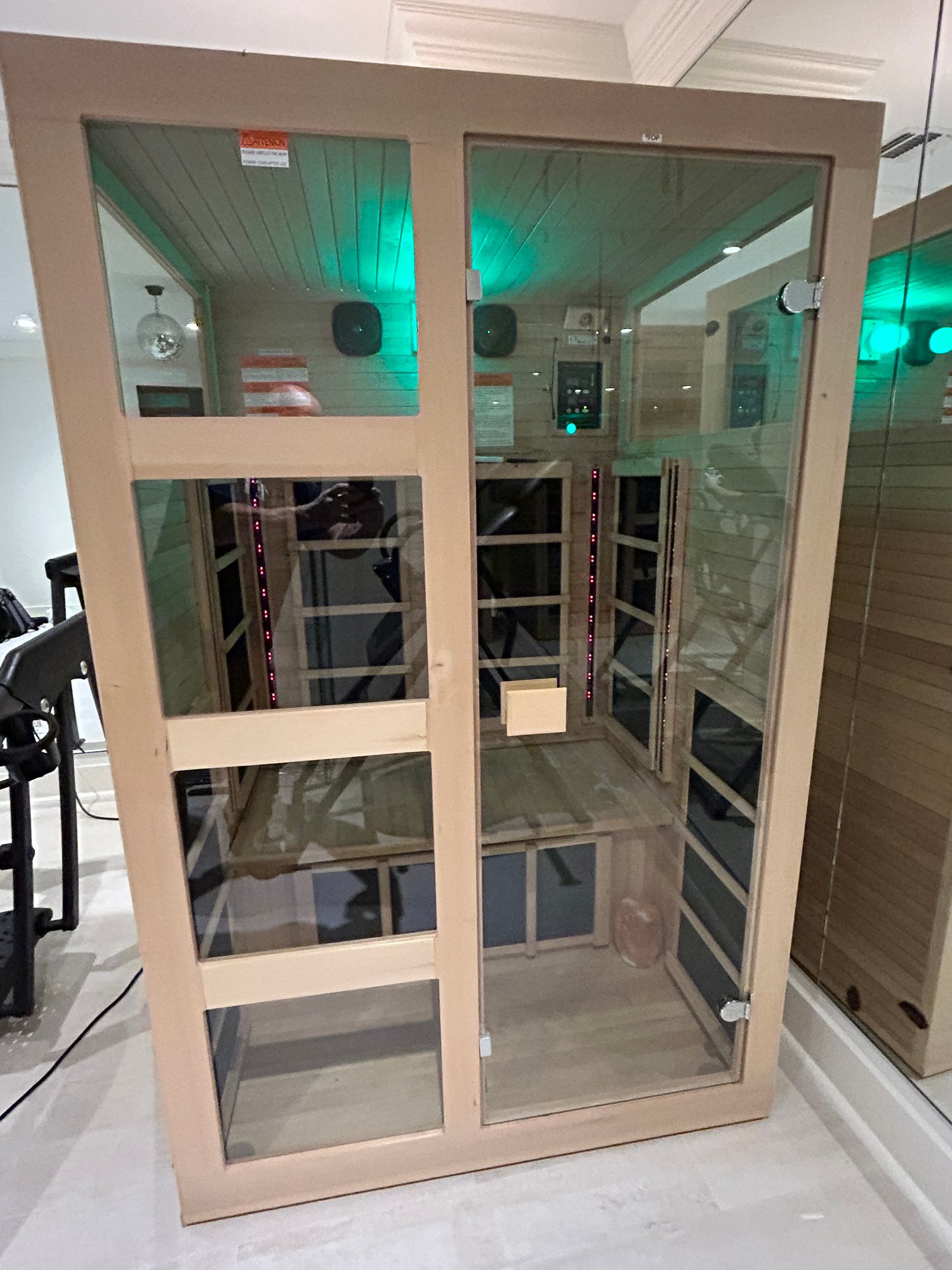 JHN Lifestyles 3 Person Far Infrared Sauna #10178 | Auctionninja.com