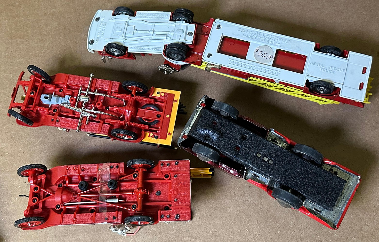 Set Of 7 Diecast And Tin Litho Fire Engines - Corgi, Matchbox, Etc ...