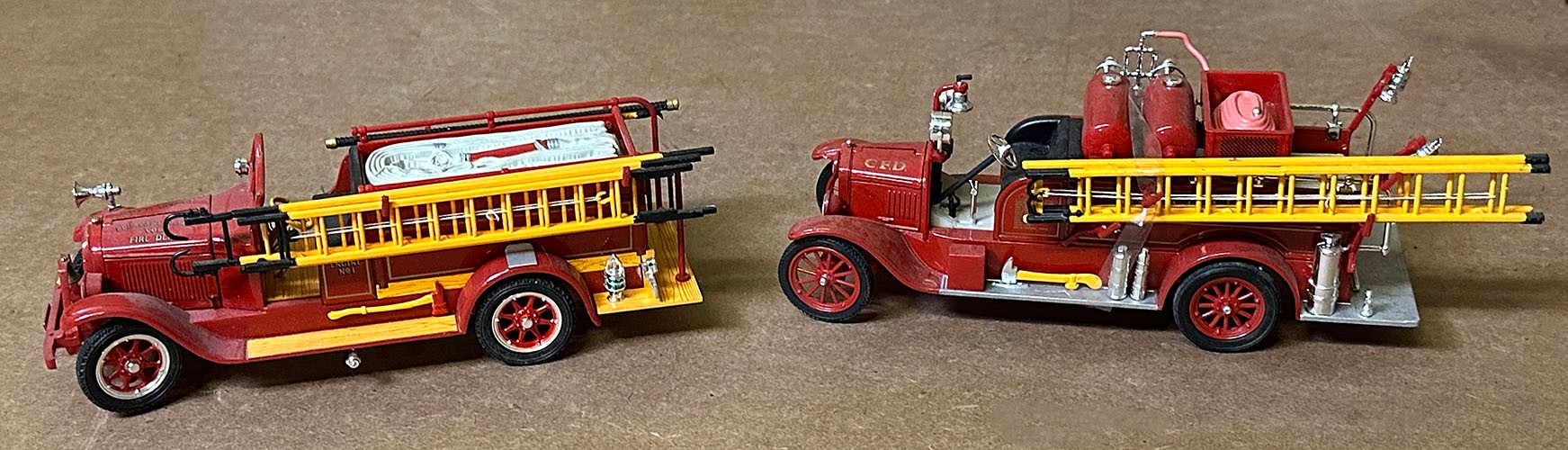 Set Of 7 Diecast And Tin Litho Fire Engines - Corgi, Matchbox, Etc ...