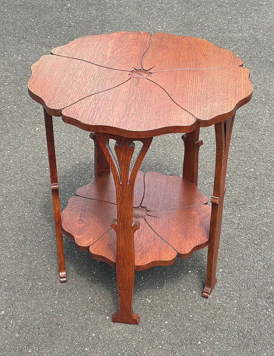 Gustav Stickley Furniture Art Nouveau Poppy Side Table - In Oak ...