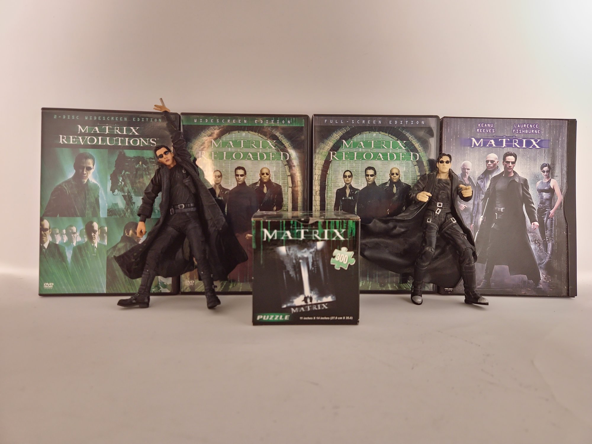 The Matrix Movies And Collectibles High Quality Figurines Statuettes Of ...