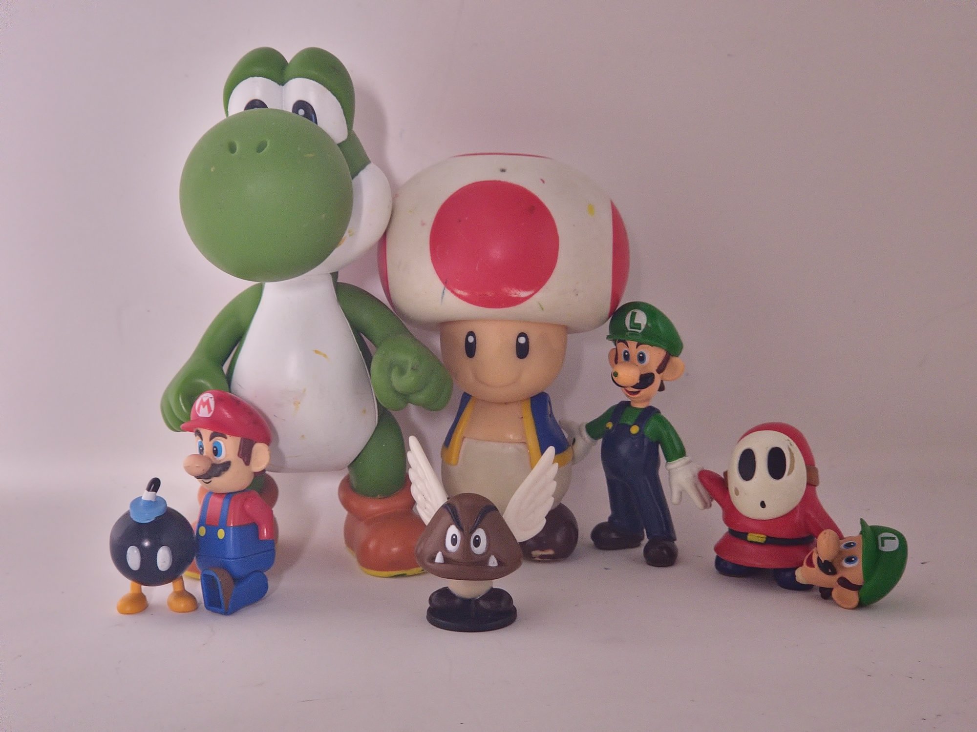Lotbof Vintage Nintendo Figures Super Mario Yoshi Luigi Toad Bobomb ...