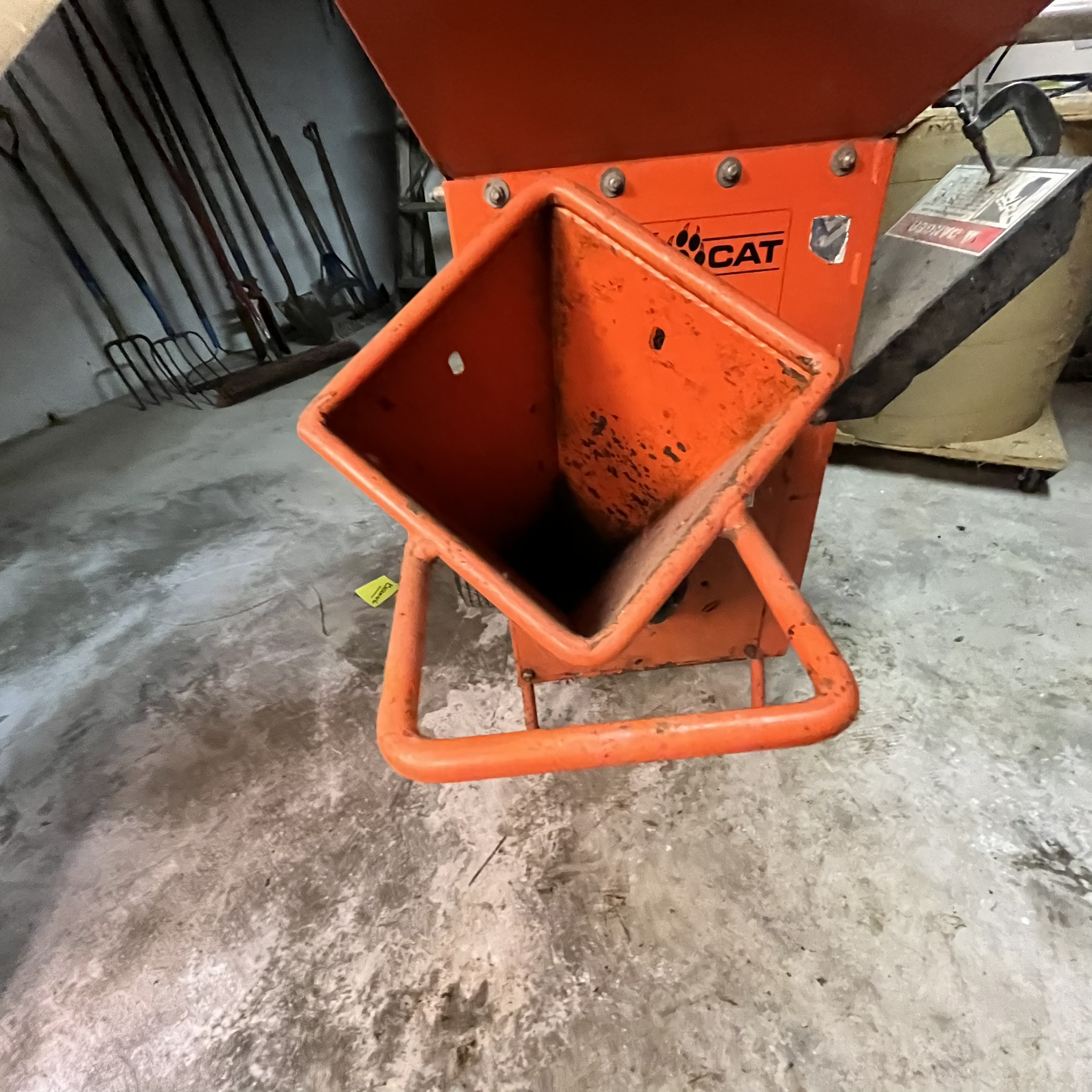 Wood Chipper/Shredder Crary Bearcat Model 70050 #1495 | Auctionninja.com