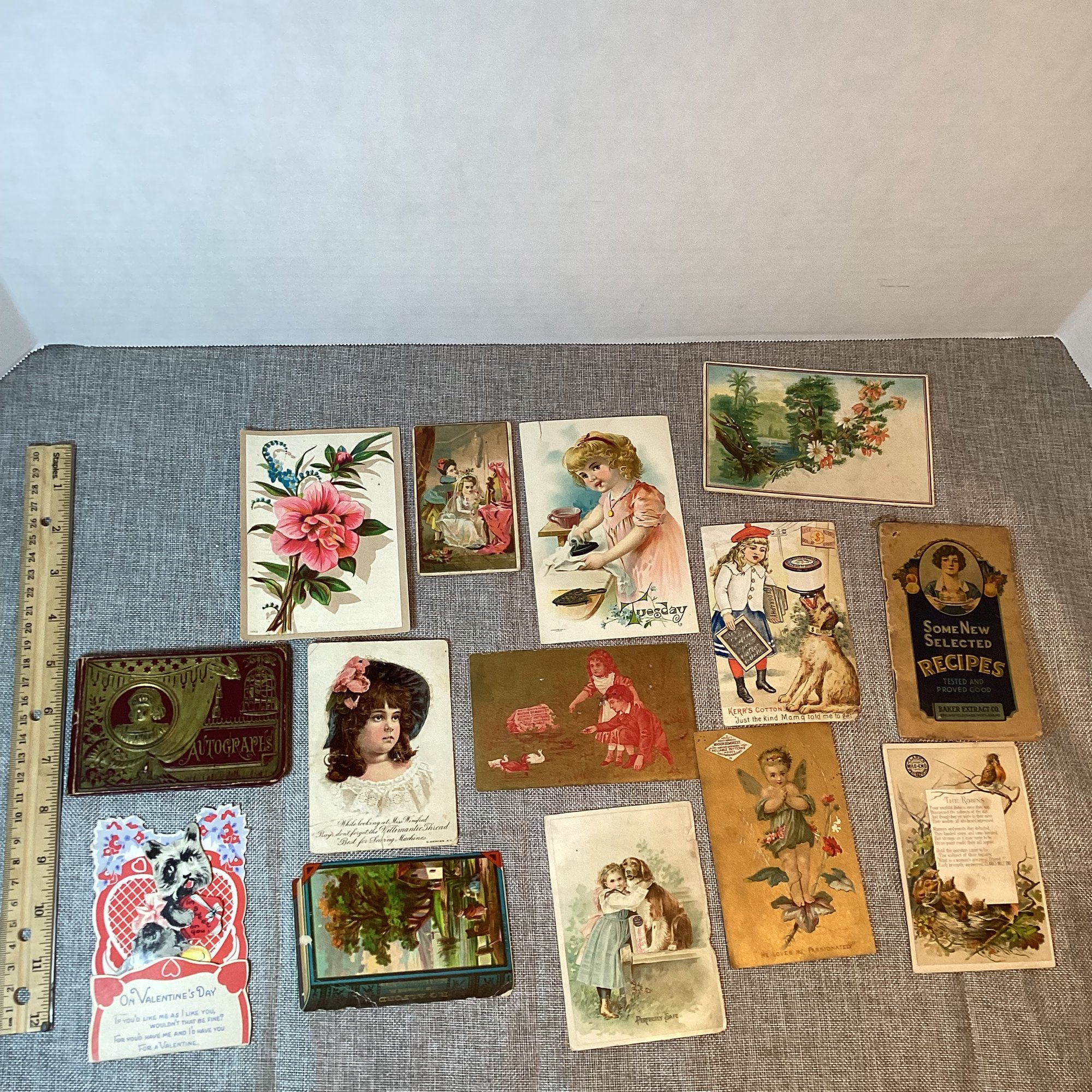 Victorian Trade Cards And Ephemera Lot, Booklets, Valentine, Etc. #3355 ...