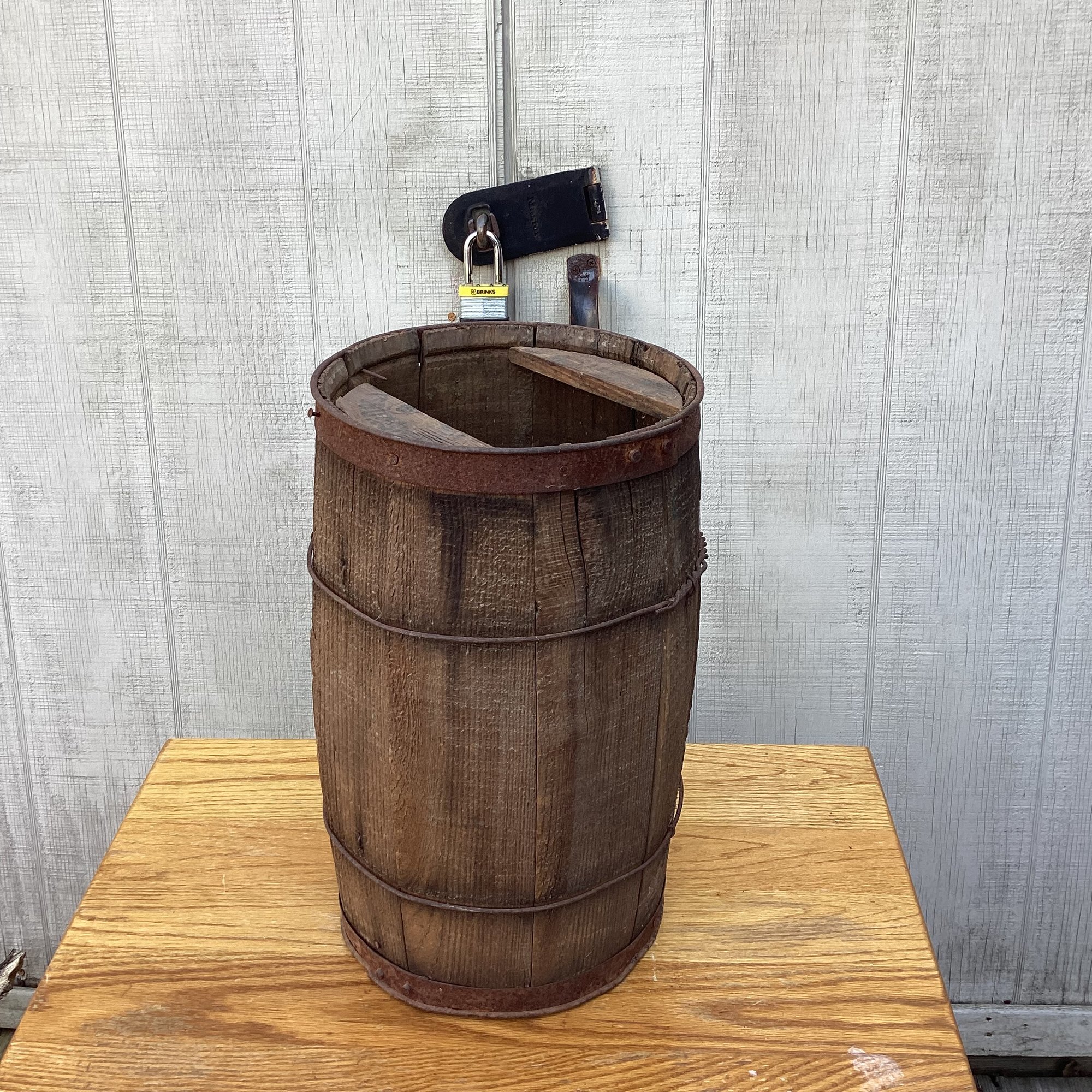 Antique Wooden Nail Barrel, NO SHIPPING #5234 | Auctionninja.com