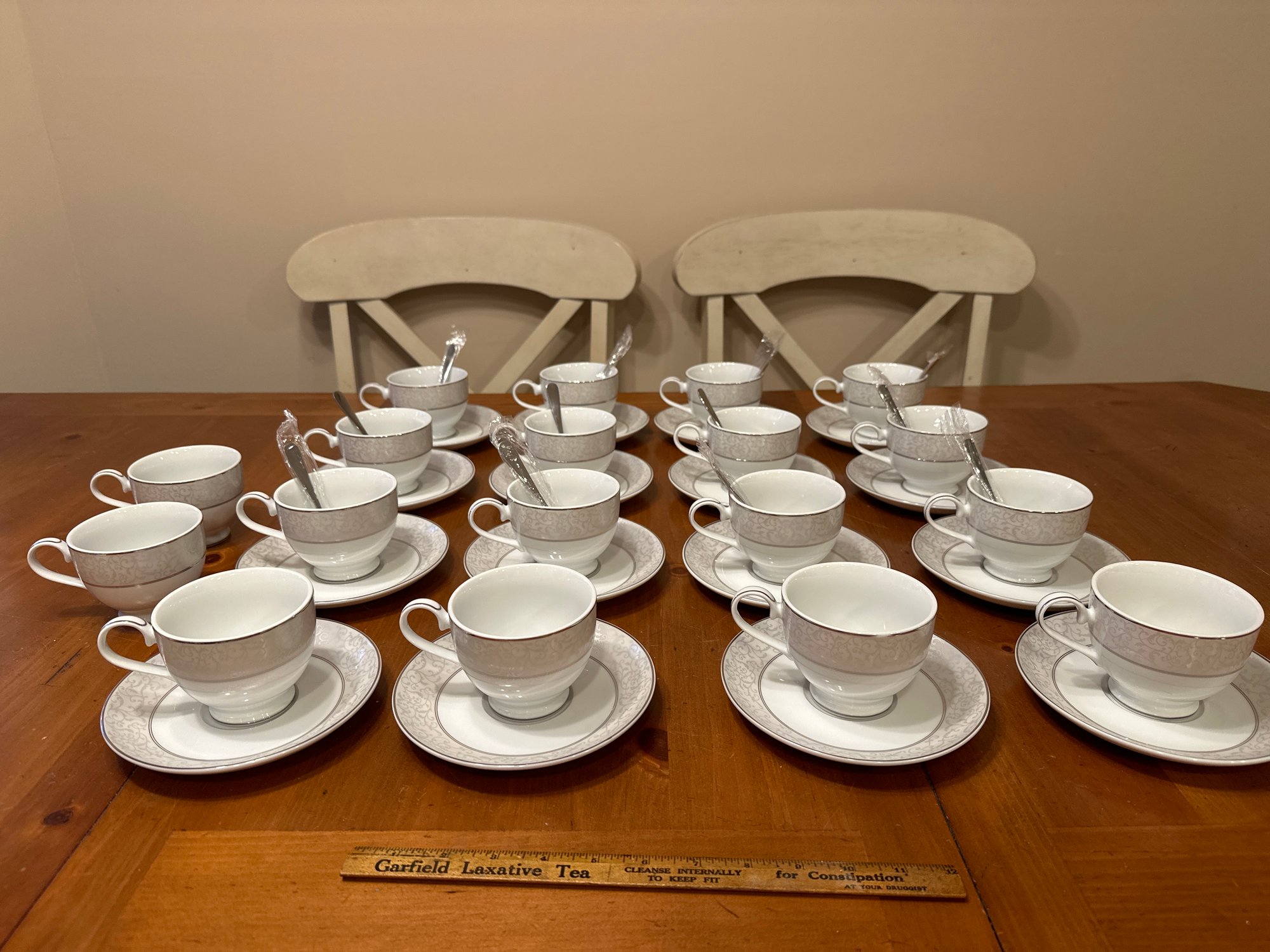 Set Of 16 Parchment Platinum By Mikasa Tea Coffee Cups And Saucers Plus ...