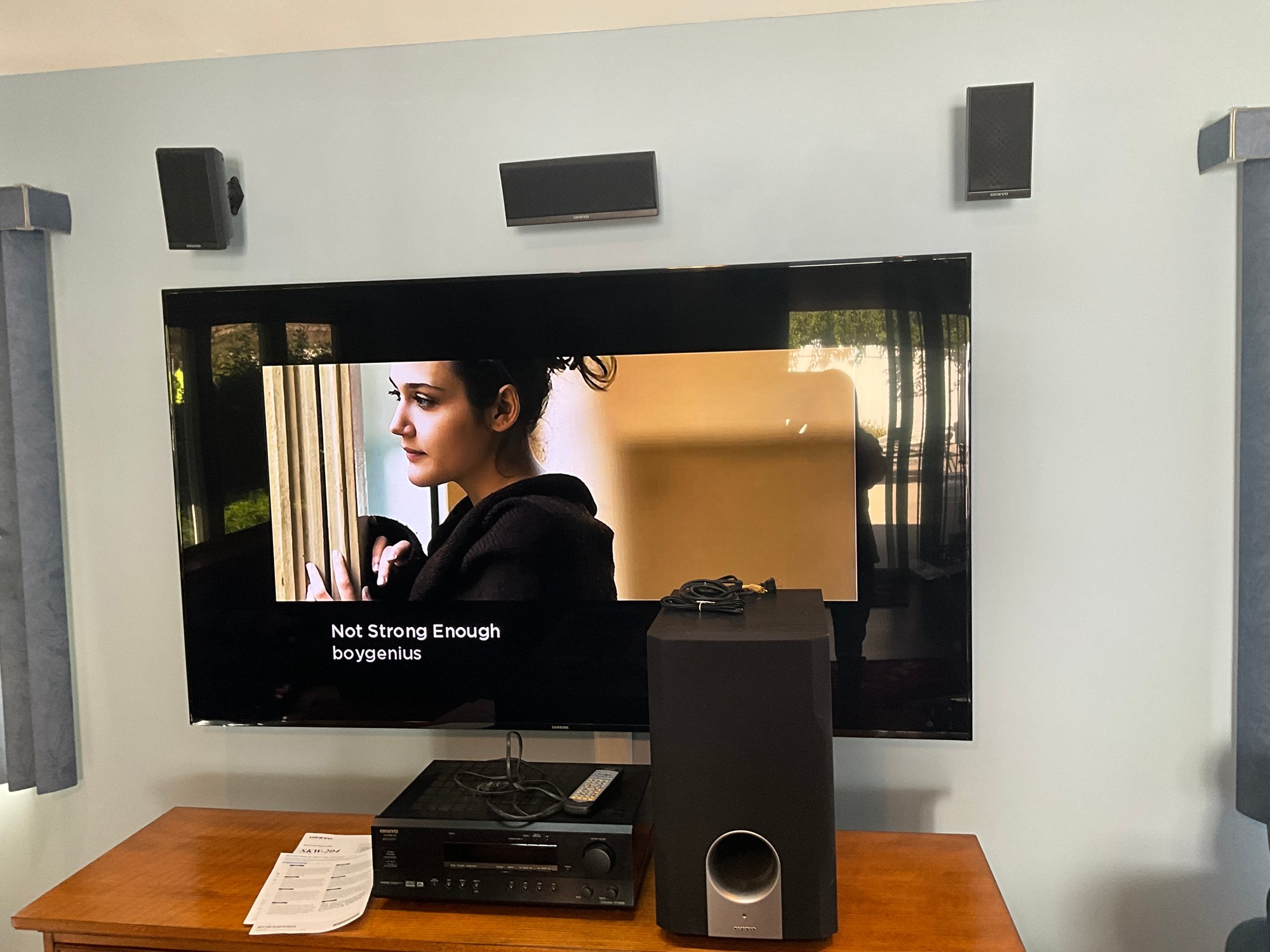 Onkyo Surround Sound Receiver 5 Speakers And Subwoofer Plus Remote And ...