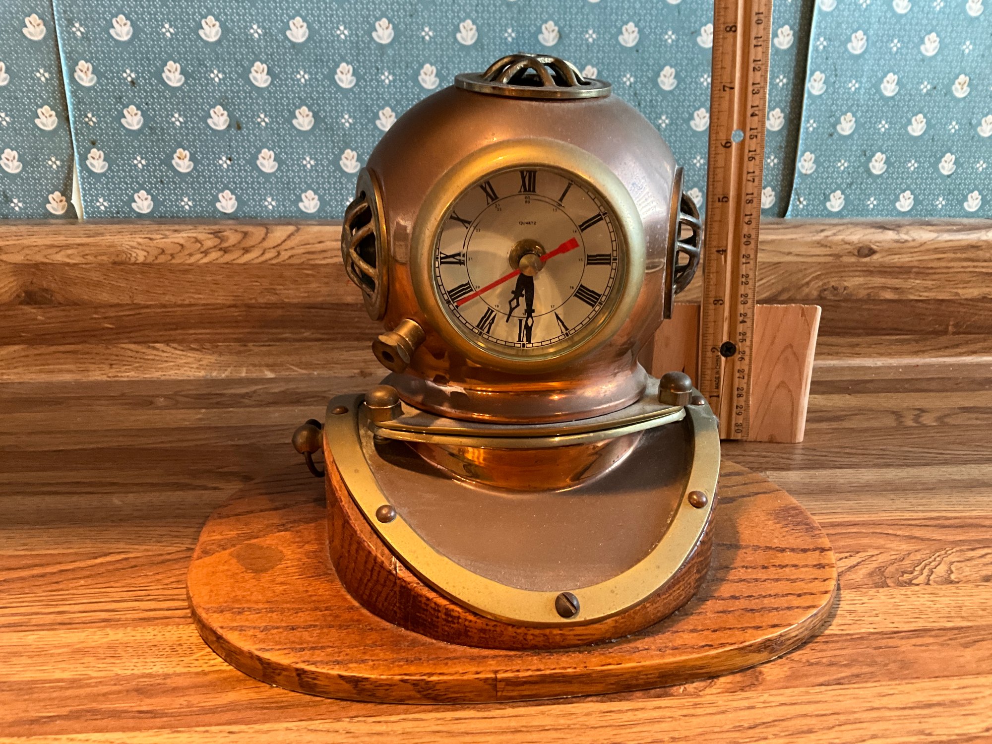 Vintage Ships Clock Brass Diving Helmet Nautical Desk Tabletop Clock ...