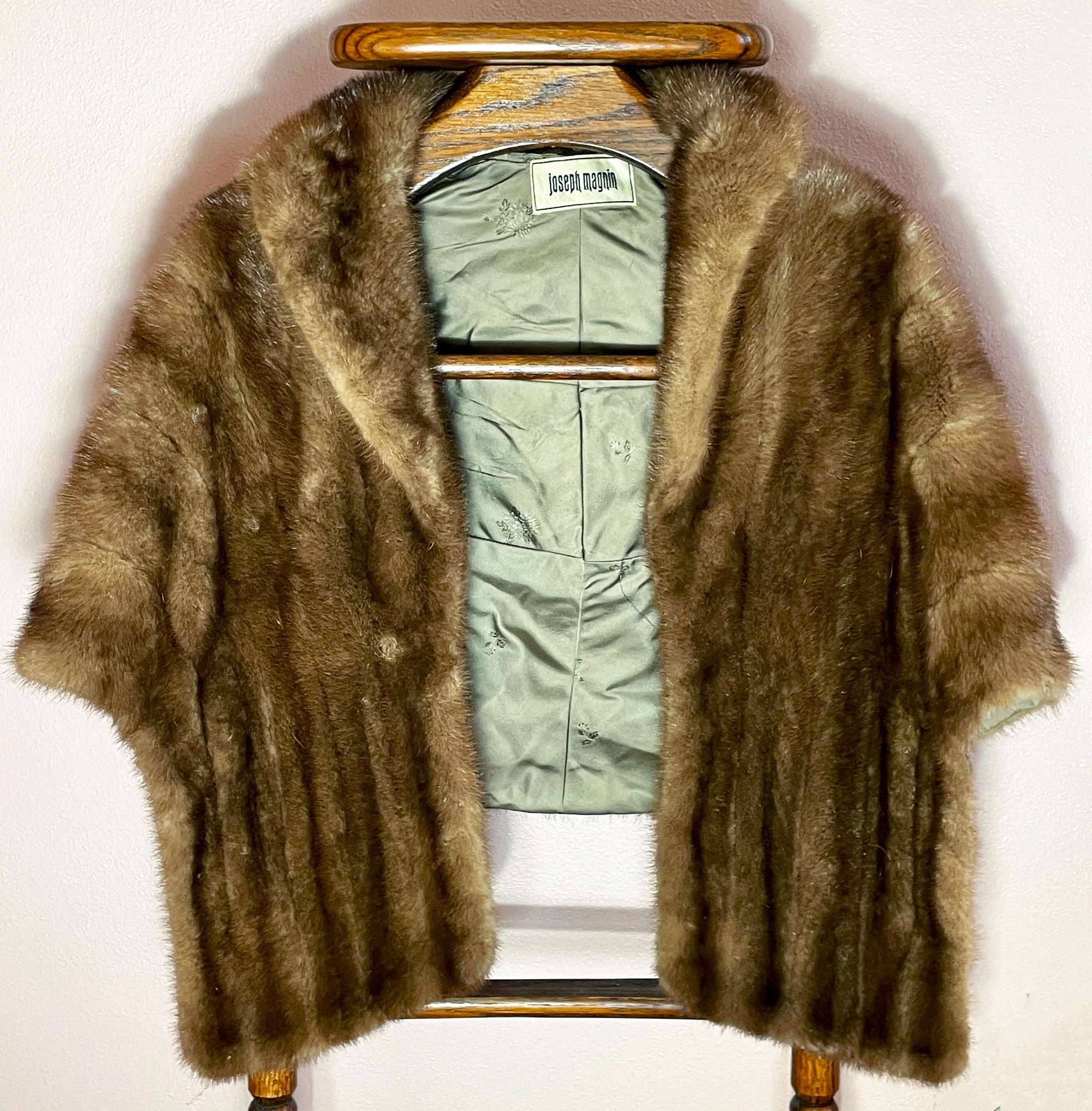 Glamorous Vintage Fur Cape Coat By Joseph Mangin #29981 | Auctionninja.com