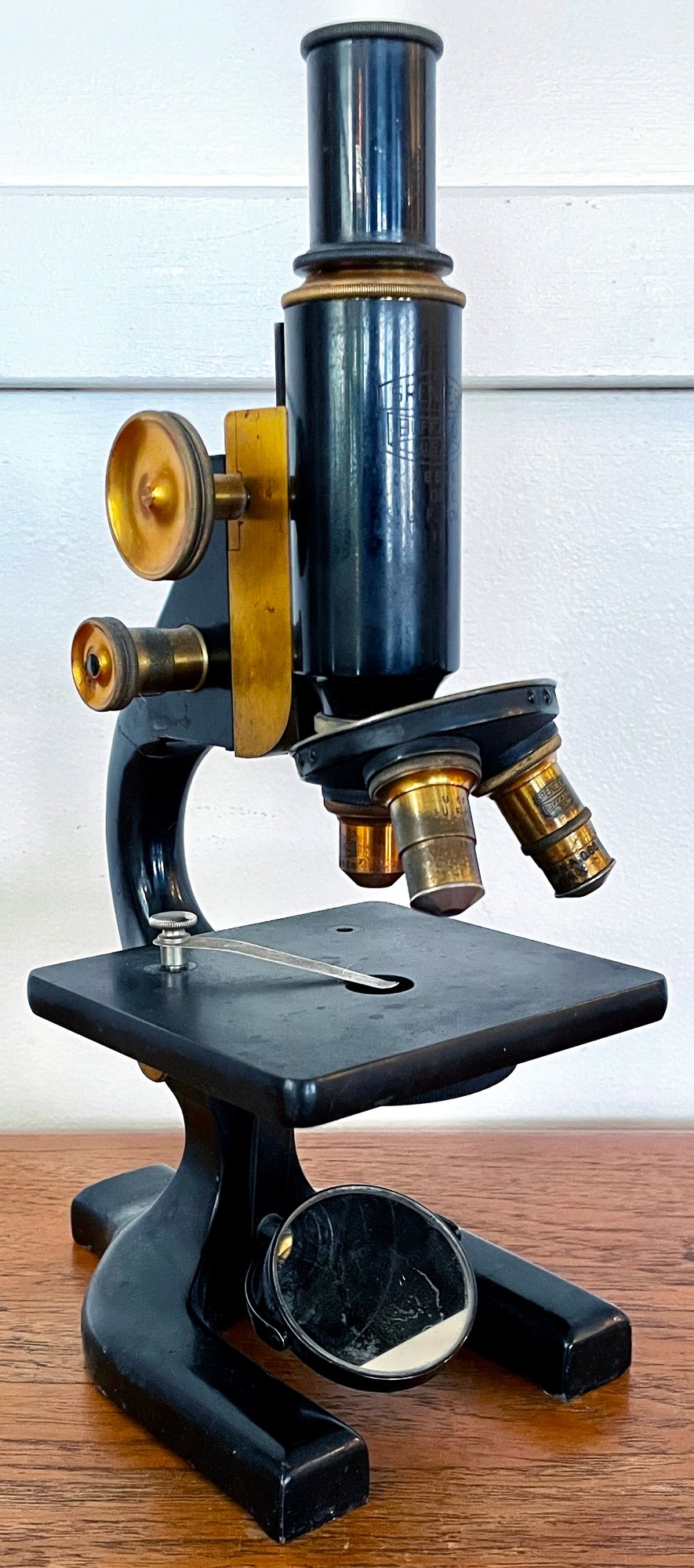 Vintage Spencer Buffalo Microscope #31627 | Auctionninja.com