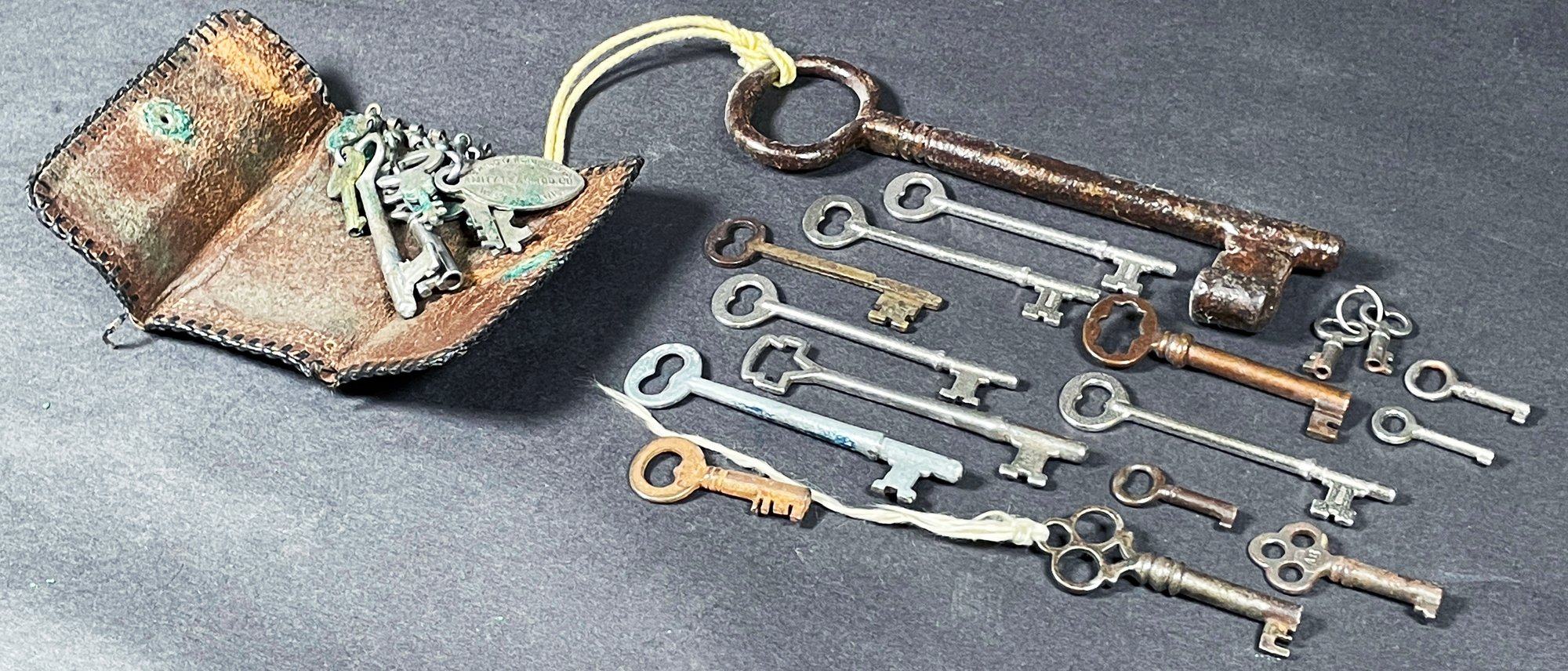 Antique Key Collection #28374 | Auctionninja.com