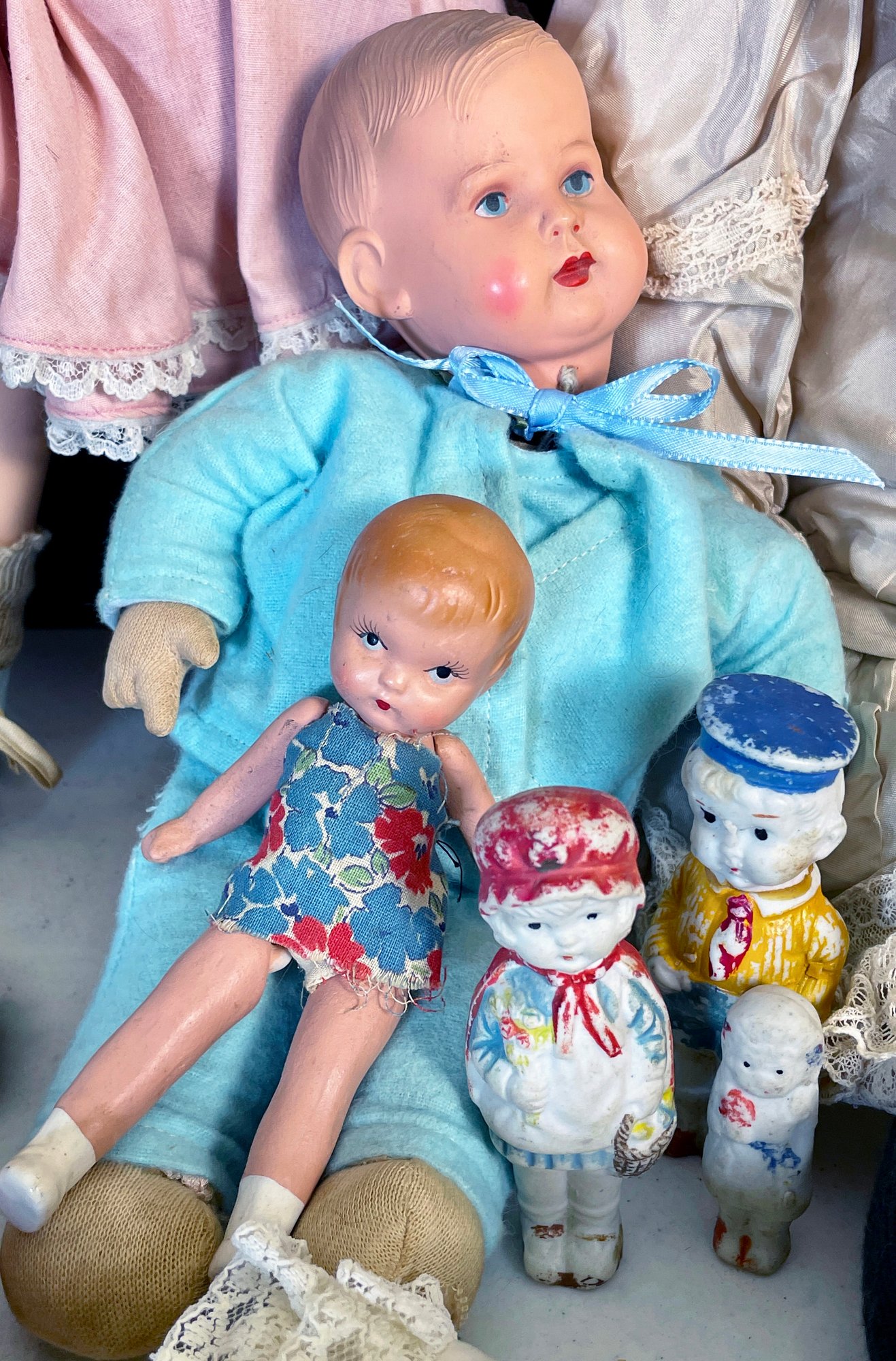 Collection Of Antique And Vintage Dolls #33116 | Auctionninja.com