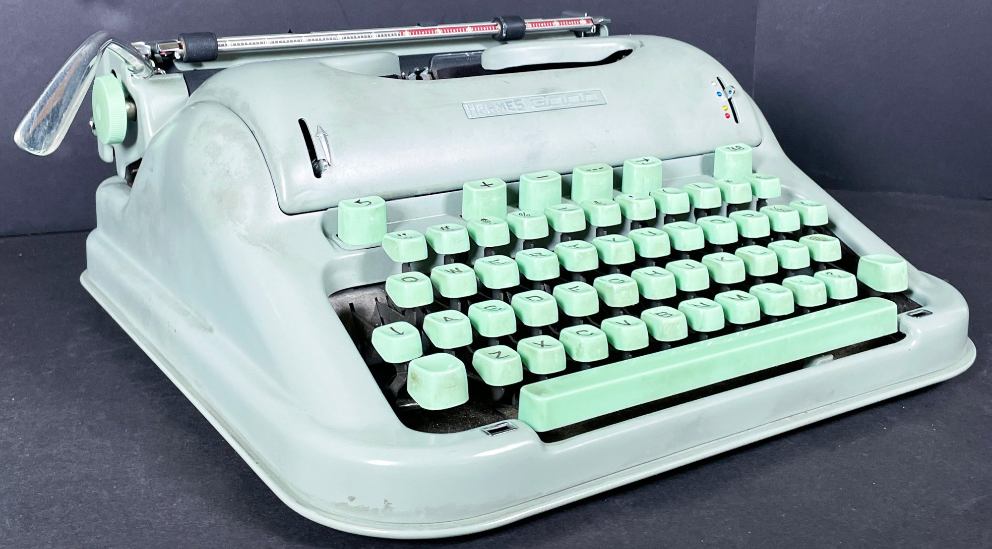 Awesome Vintage Hermes 3000 Baby Blue Typewriter #28451 | Auctionninja.com