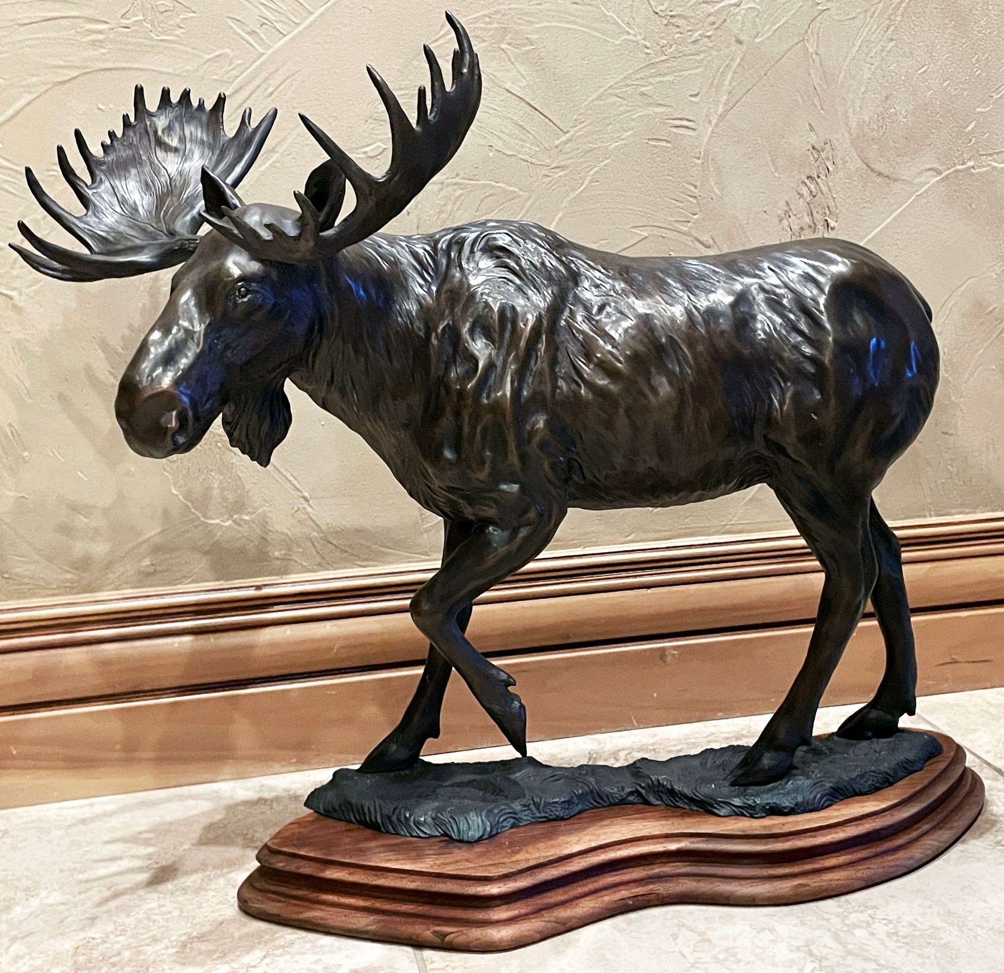 Stephen LeBlanc Bronze Moose Statue Signed, 8/25 #30075 | Auctionninja.com