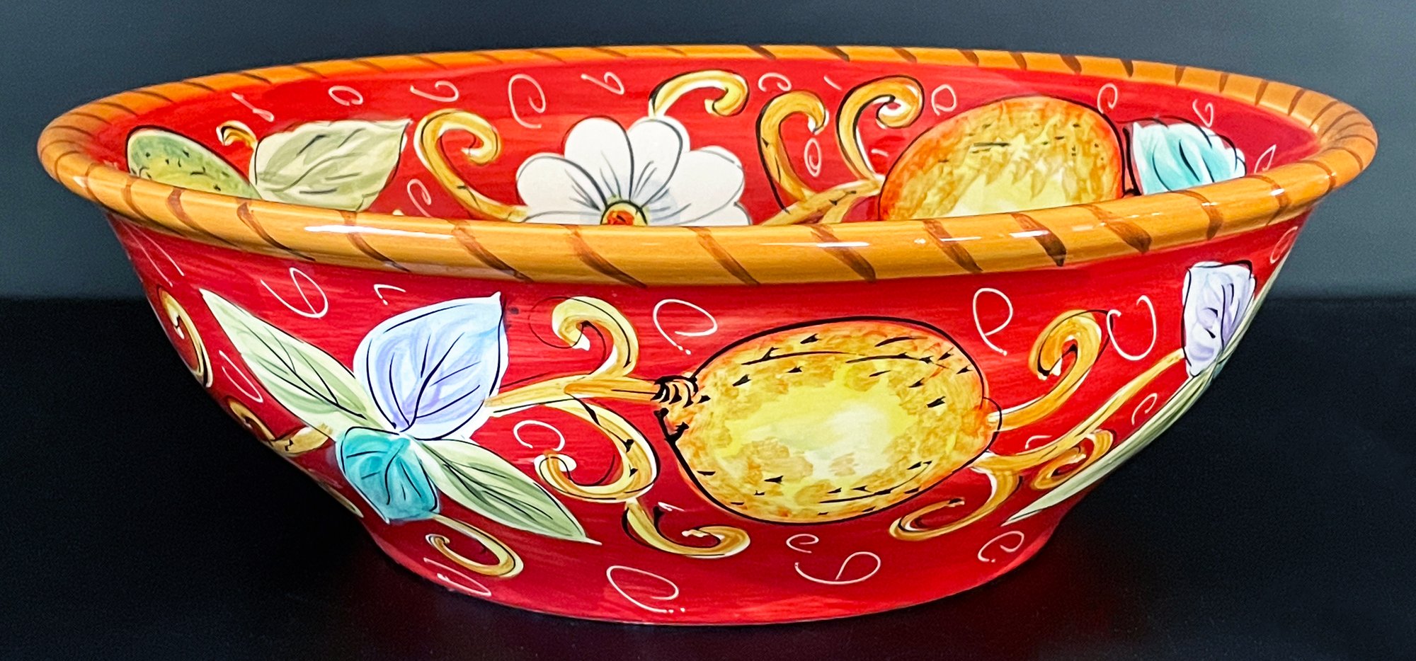 Stunning And Large Painted Italian Bowl #32245 | Auctionninja.com