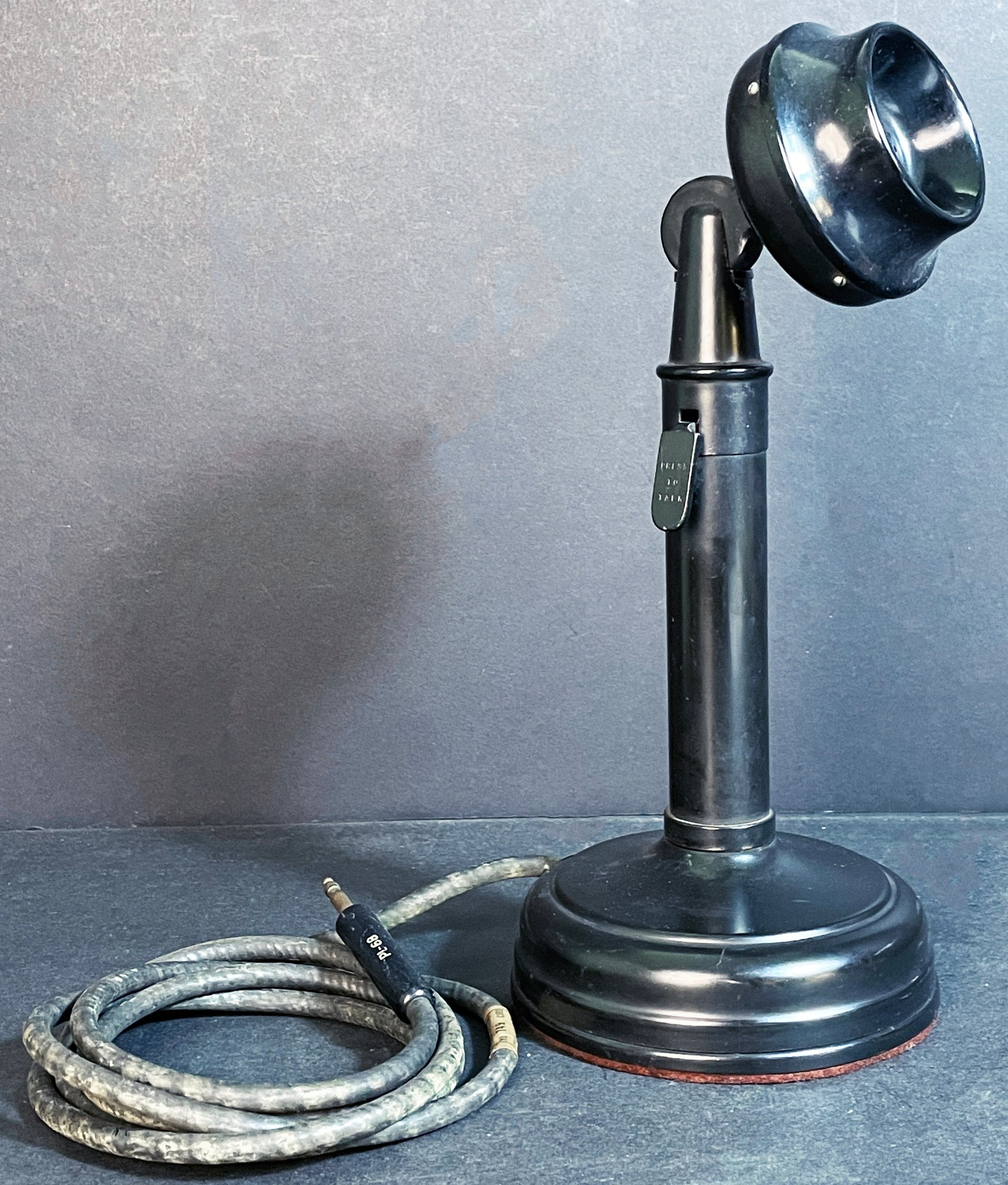 Vintage 1940s Kellogg Table Microphone #28833 | Auctionninja.com