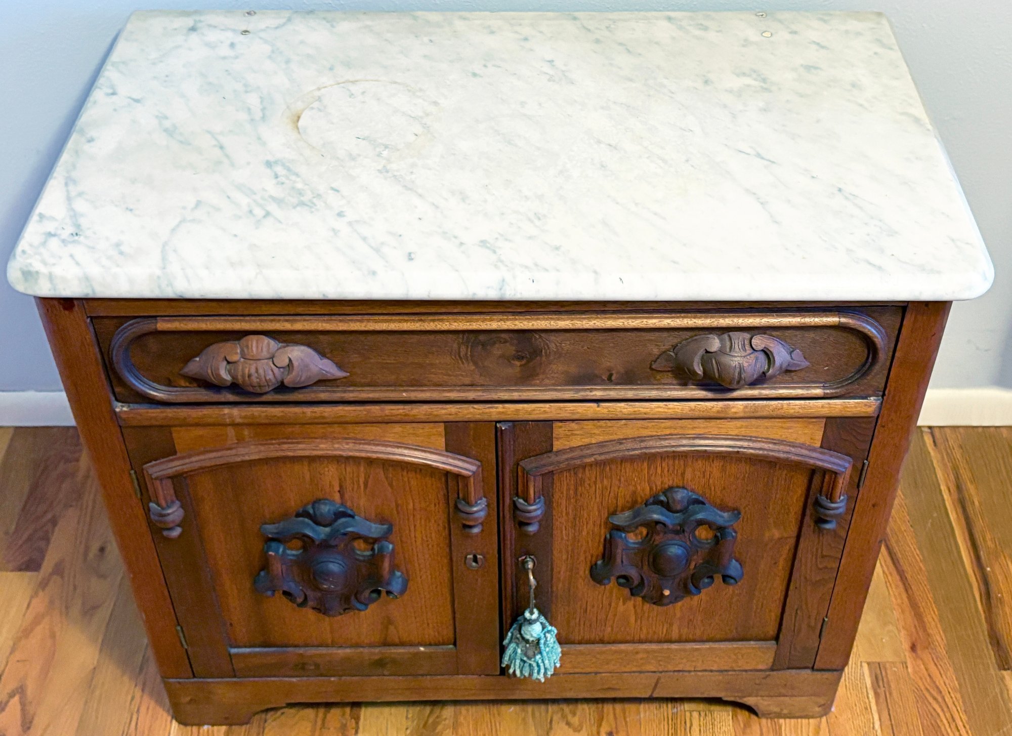 Antique Victorian East Lake Walnut Wash Stand With Marble Top And Felt ...